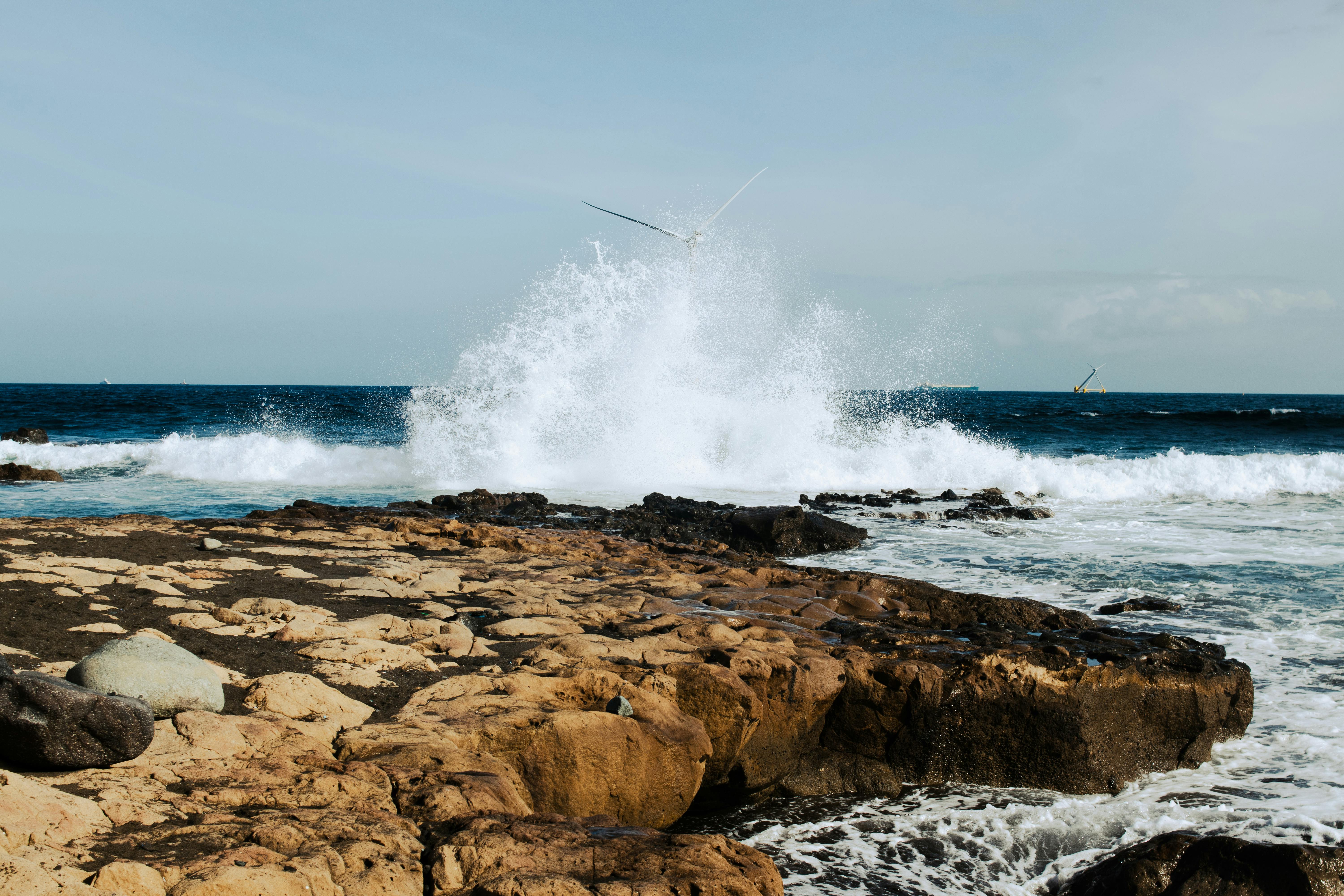 Wave Crushing on Rocks on Sea Shore · Free Stock Photo
