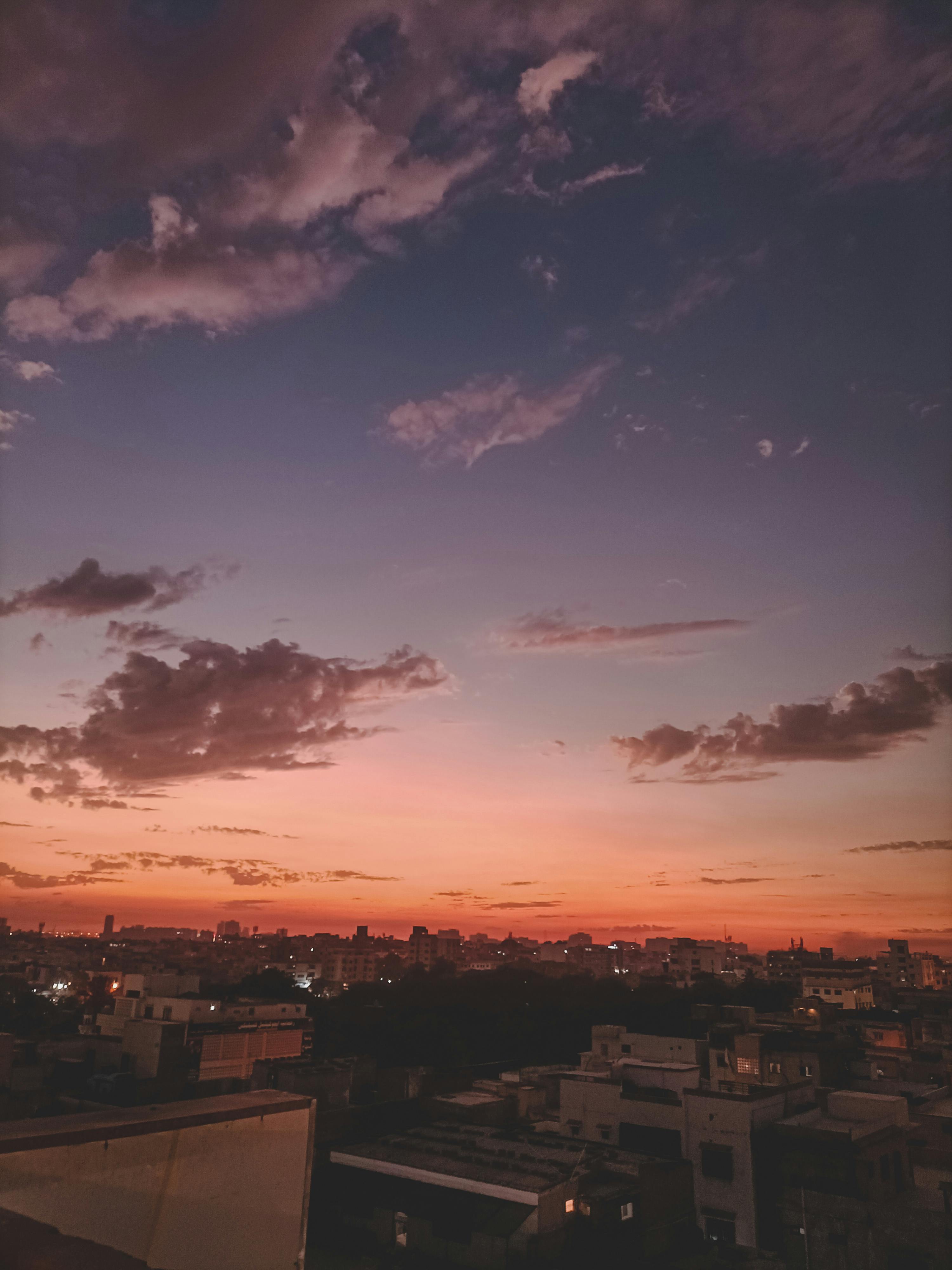 Sky over Town at Dusk · Free Stock Photo