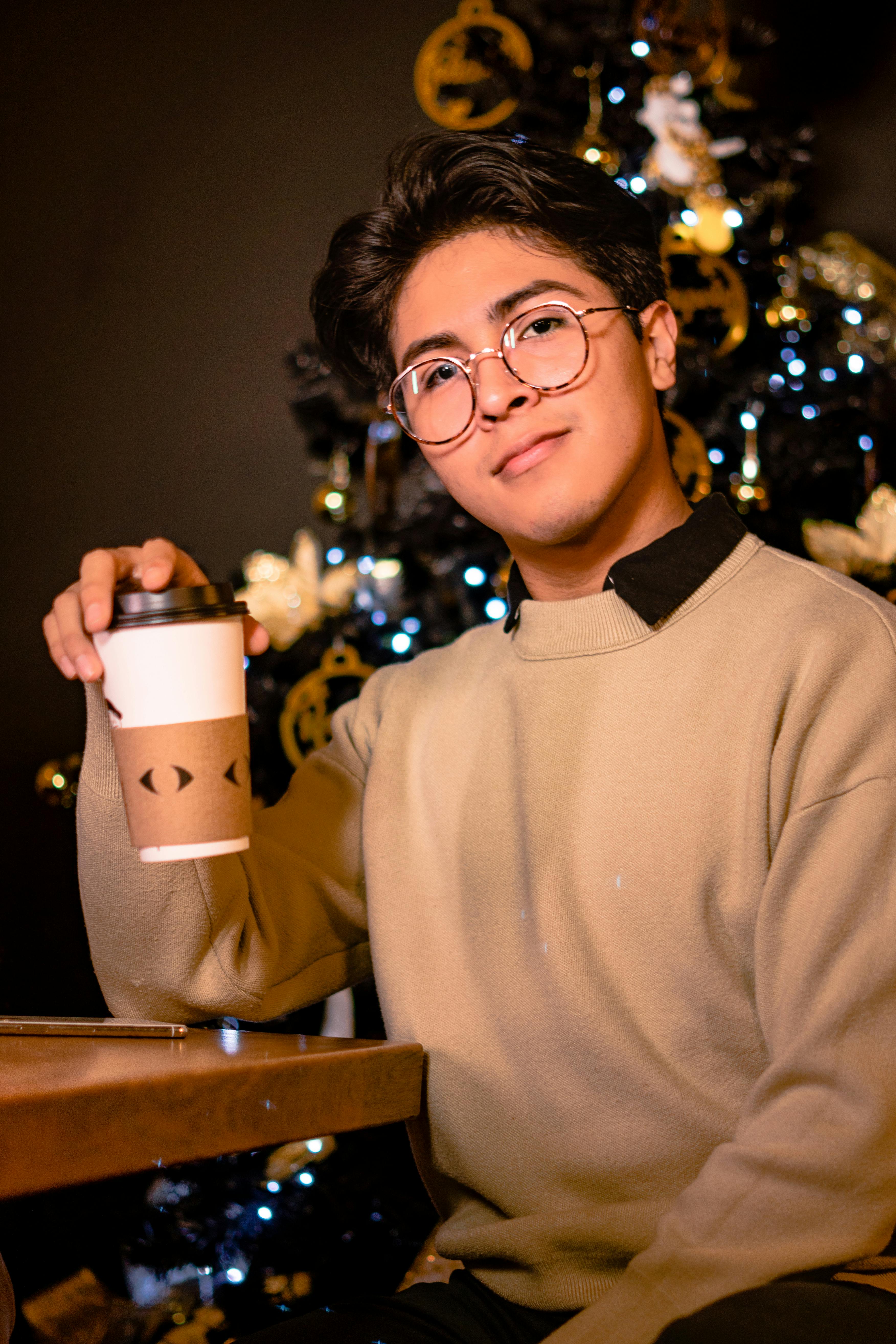 Sweater Potriate Photos, Download The BEST Free Sweater Potriate Stock ...