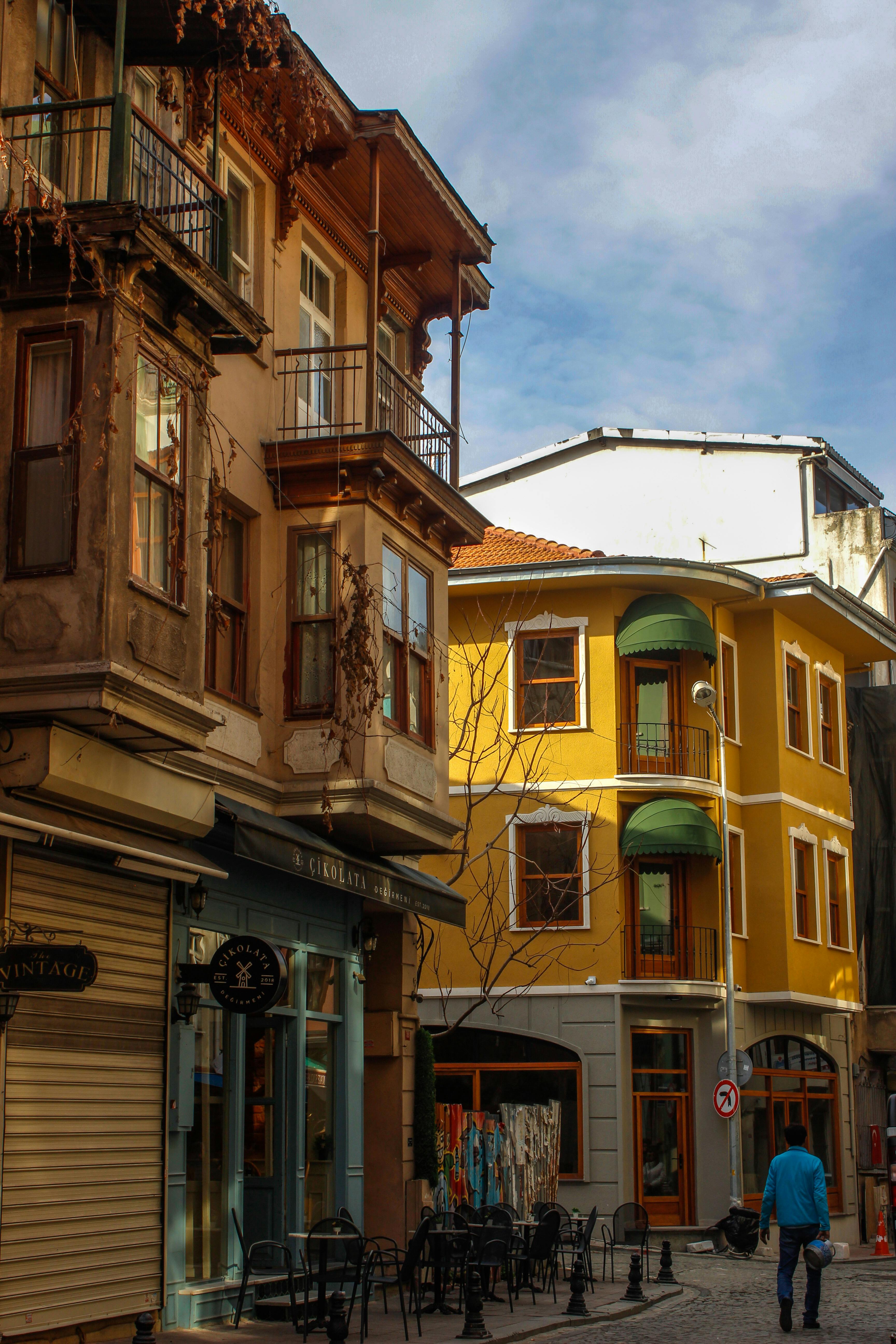 Cloud over Buildings in Town · Free Stock Photo
