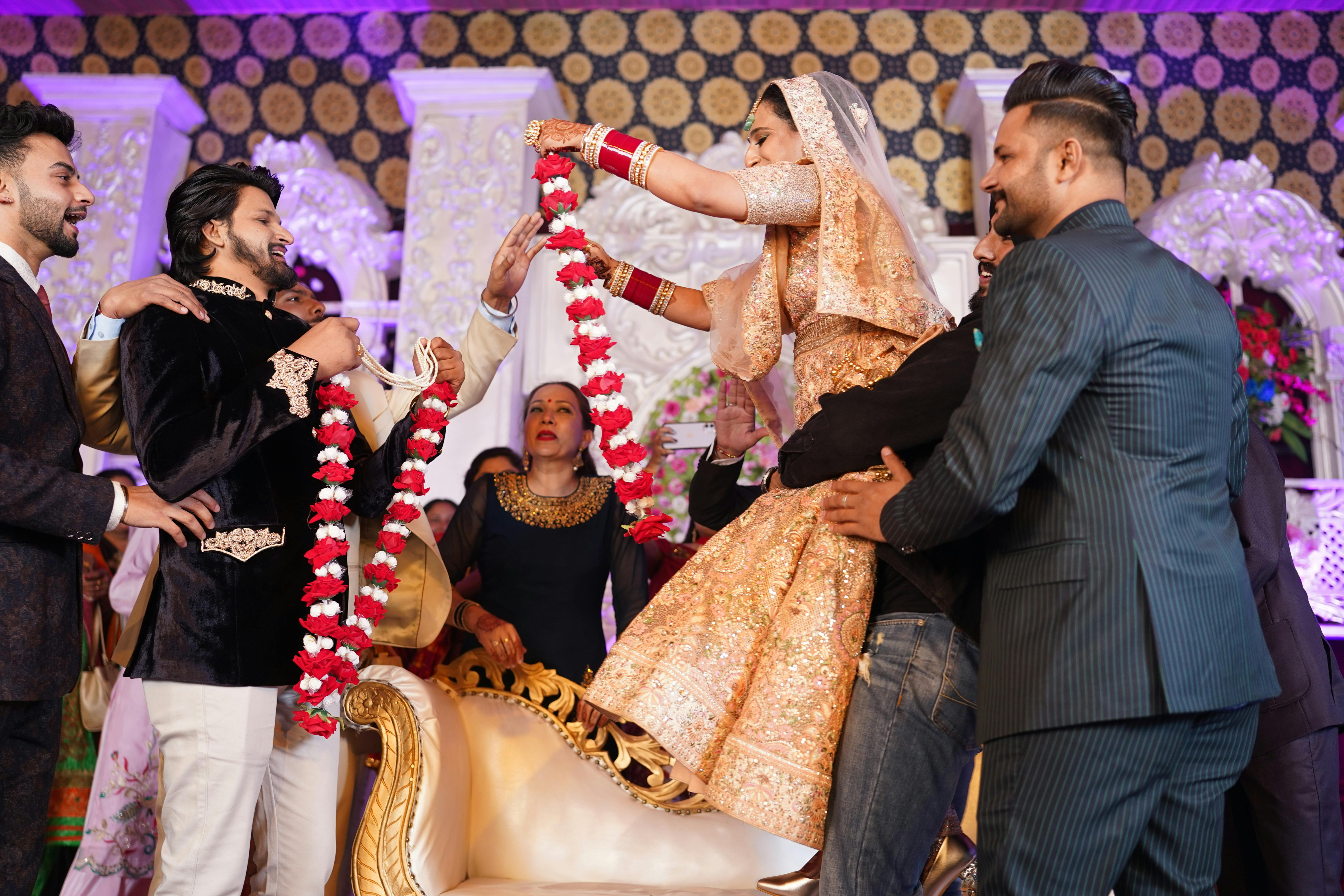 People Playing on Wedding · Free Stock Photo