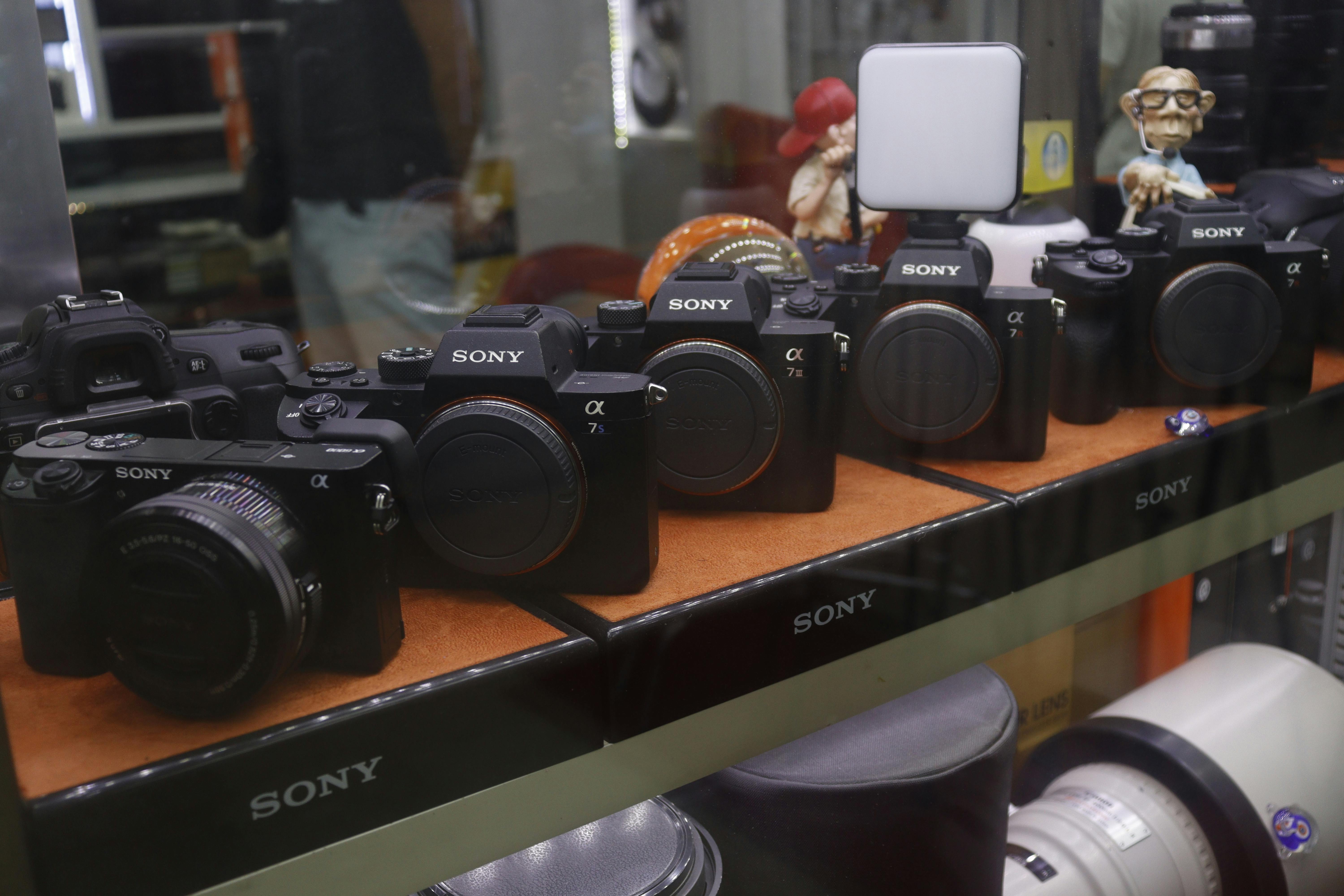 Display of Cameras · Free Stock Photo