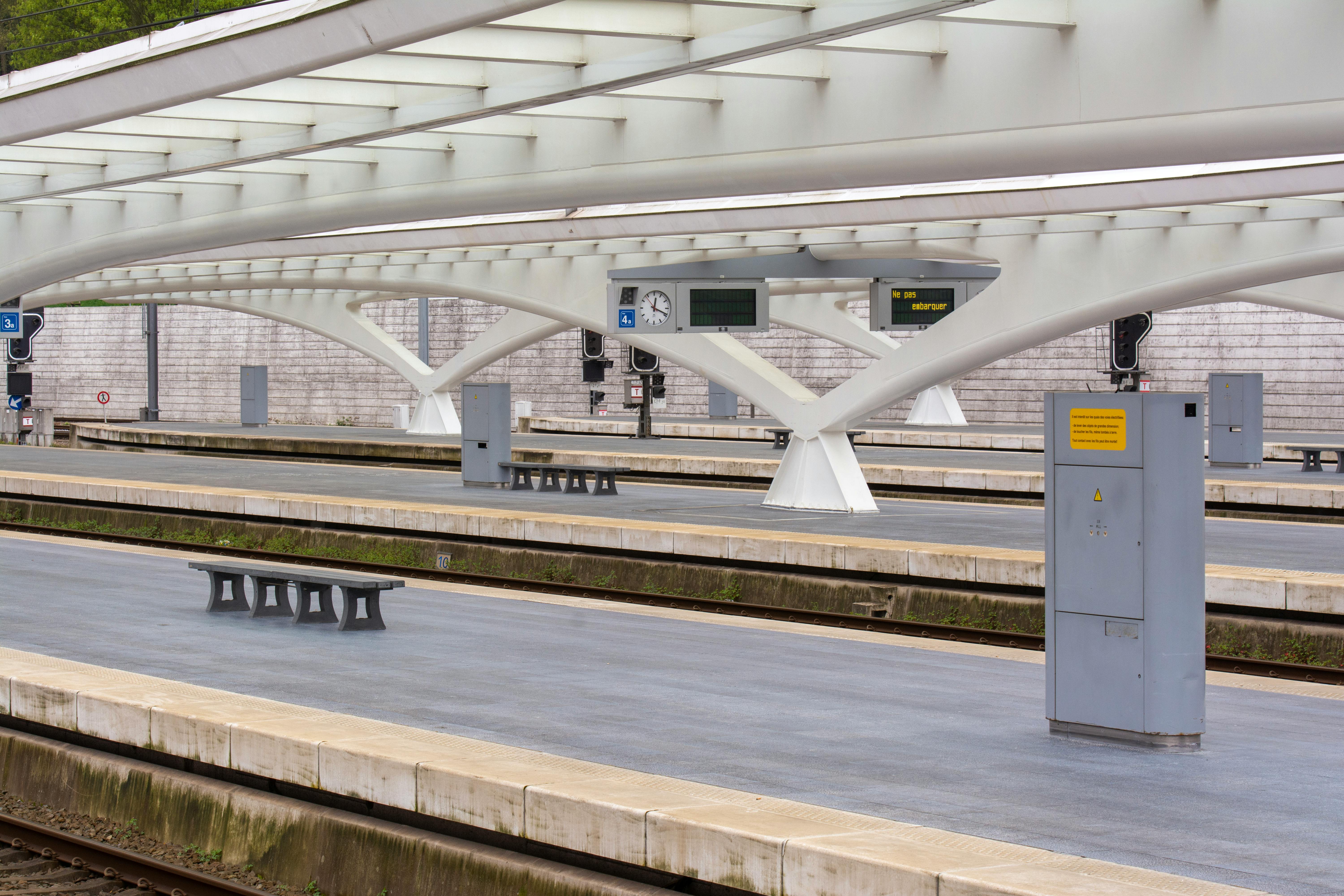 Benches Inside a Train Station · Free Stock Photo