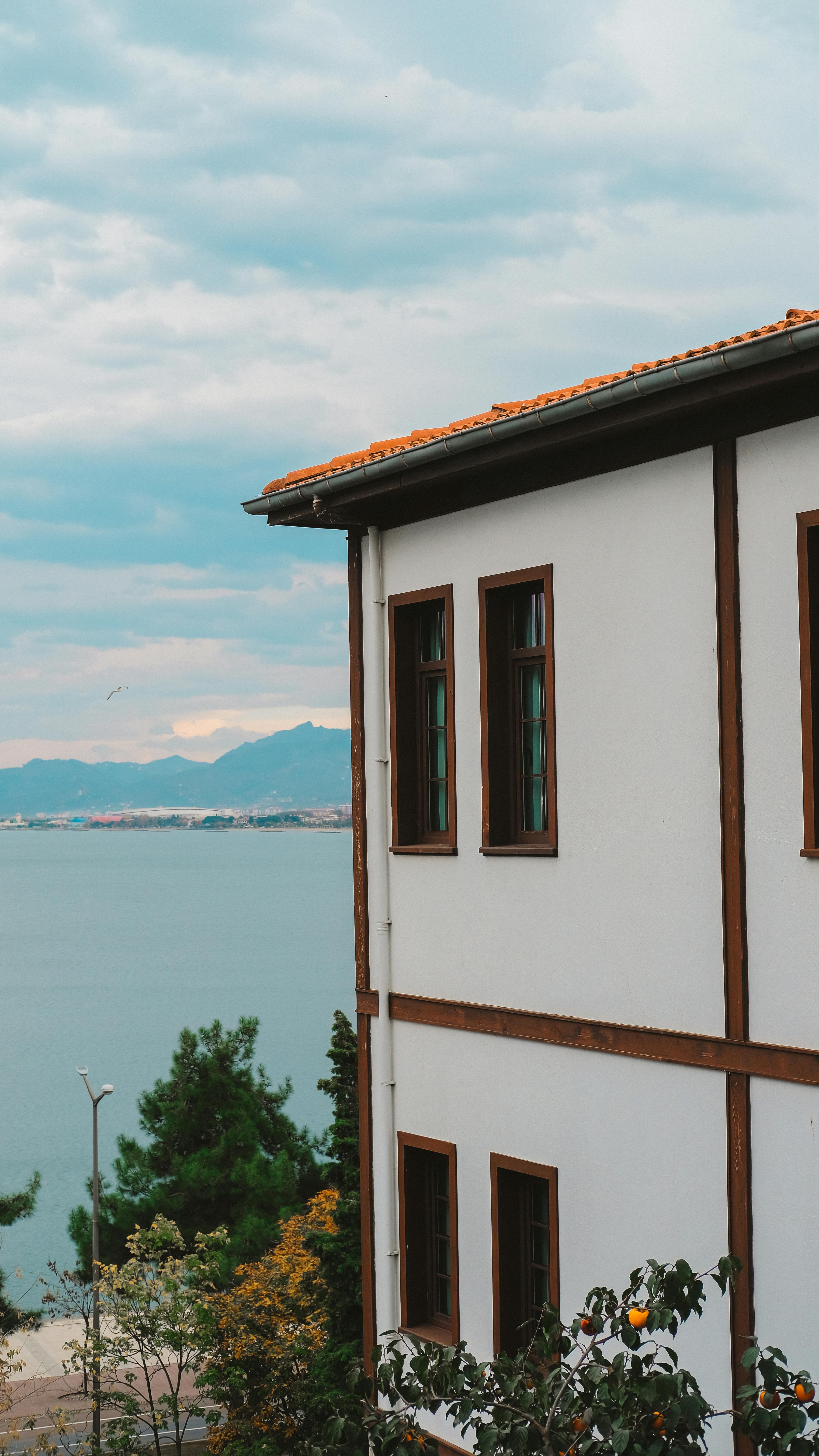 A Traditional Turkish House by the Water · Free Stock Photo
