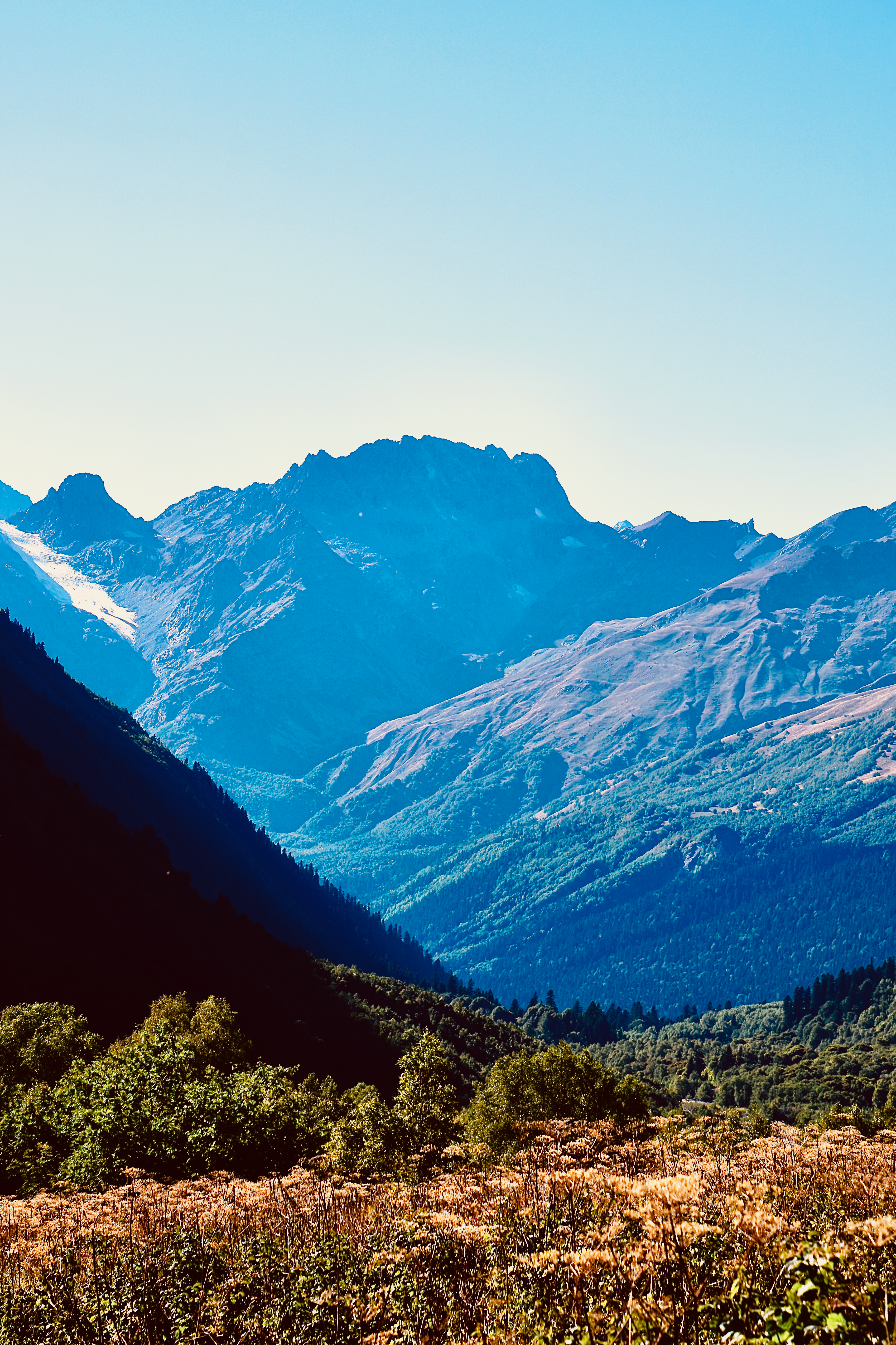 Green Valley in Mountains Landscape · Free Stock Photo