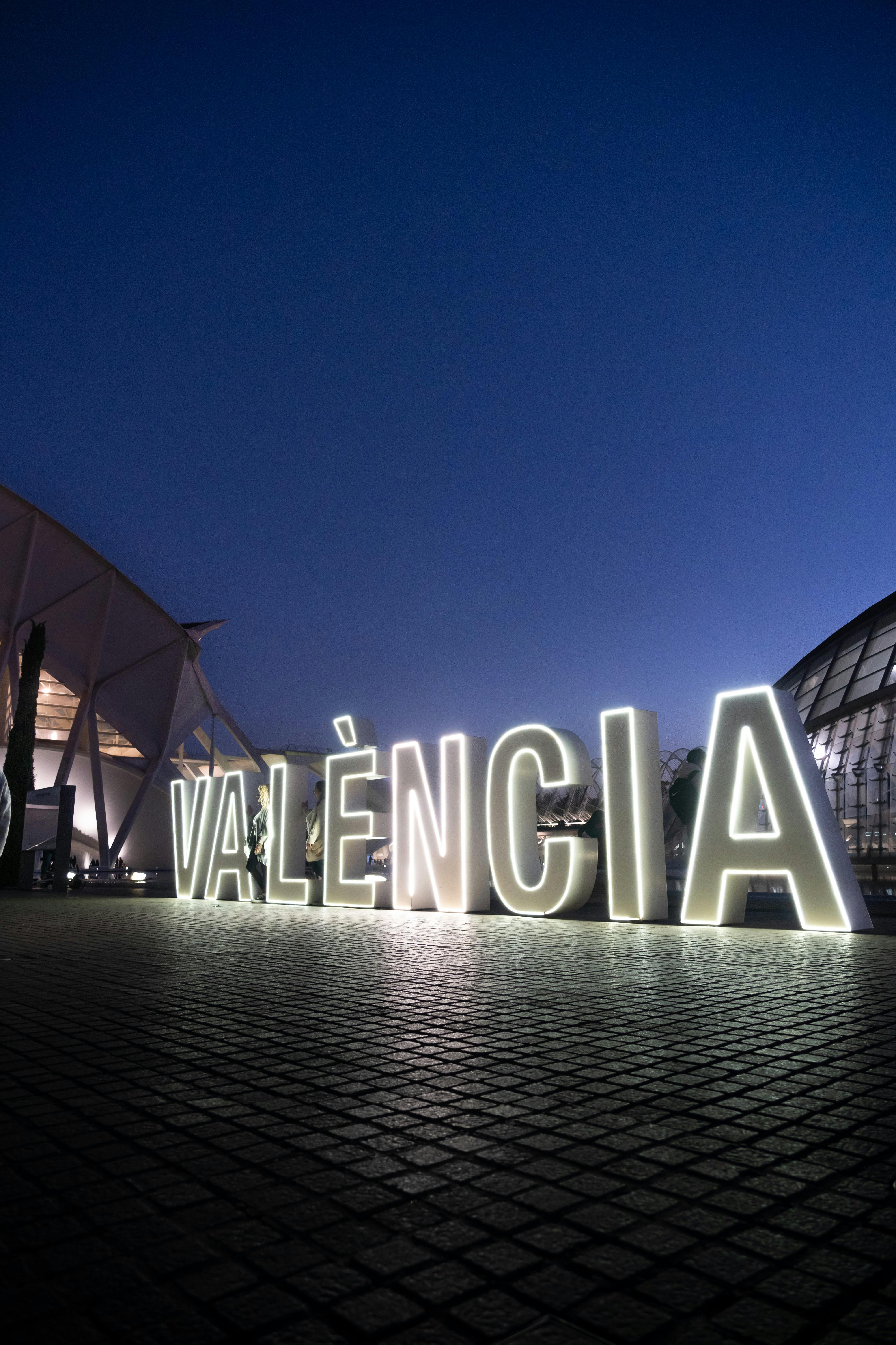 Spain Night Photos, Download The BEST Free Spain Night Stock Photos ...