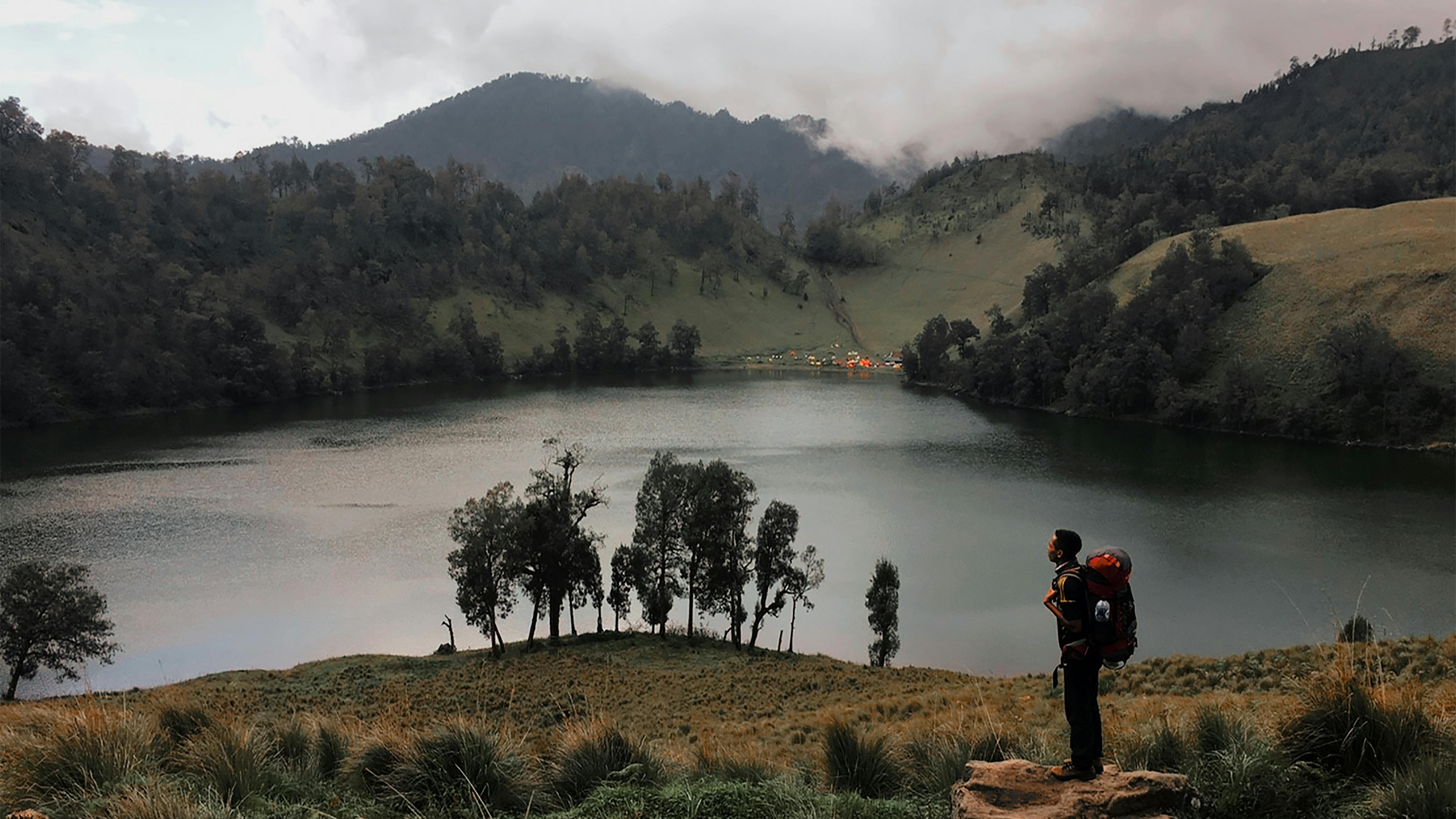 Semeru 8 Photos & Videos Collected by Adam Fairus
