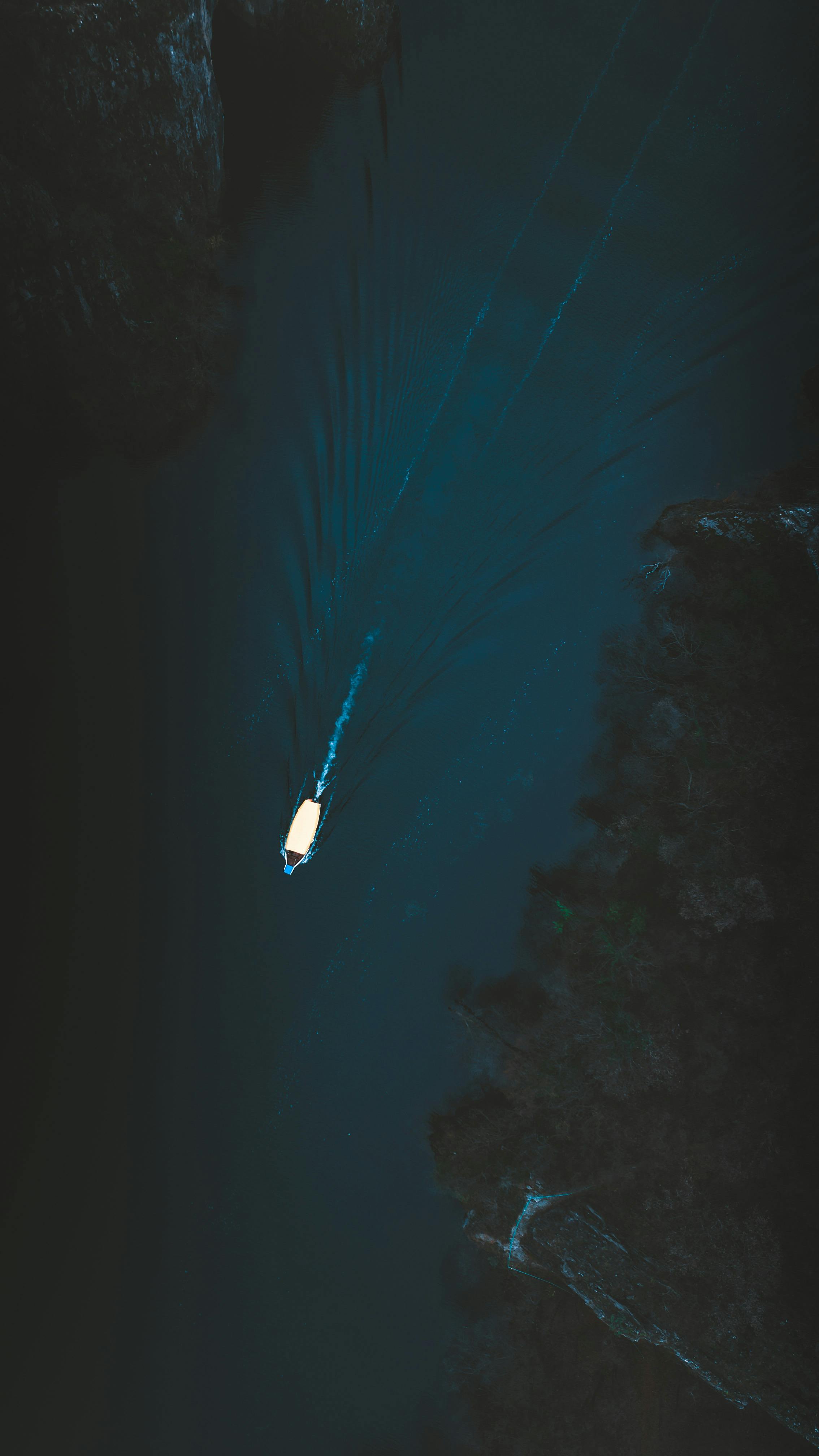 Drone Shot of a Lone Boat · Free Stock Photo