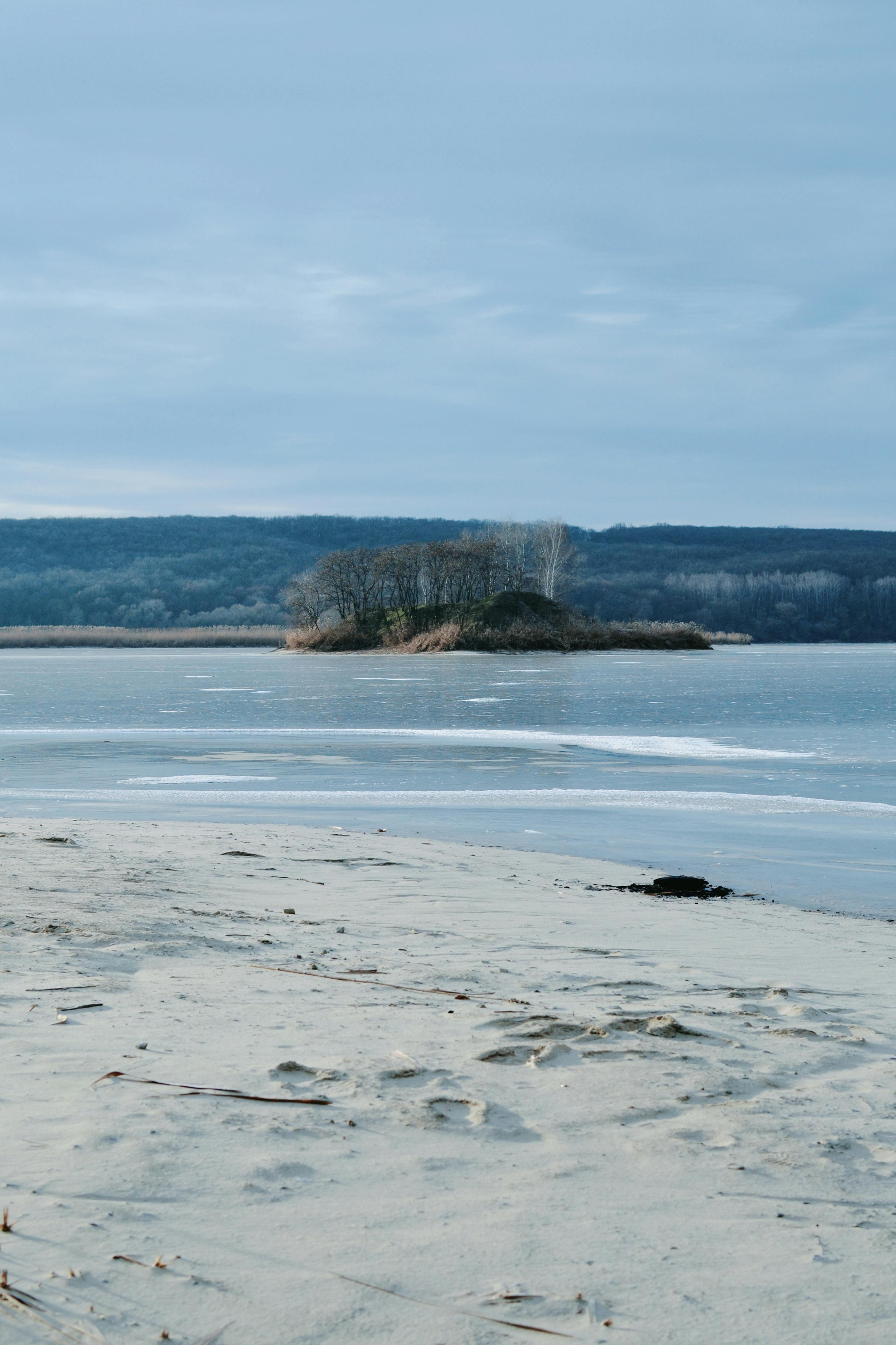 Overcast Beach Photos, Download The BEST Free Overcast Beach Stock ...