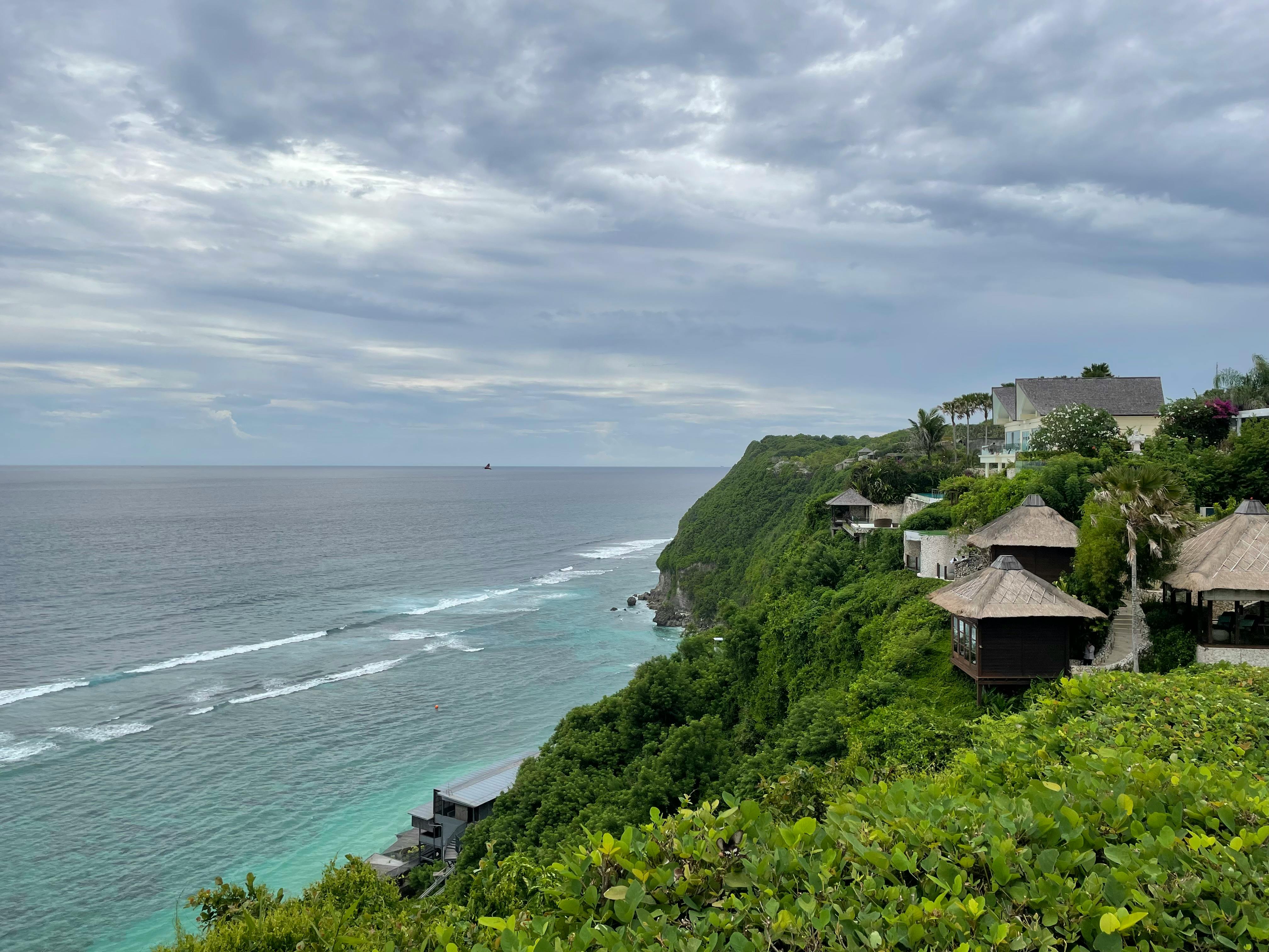 Waterfront Cottages with Great Ocean View · Free Stock Photo