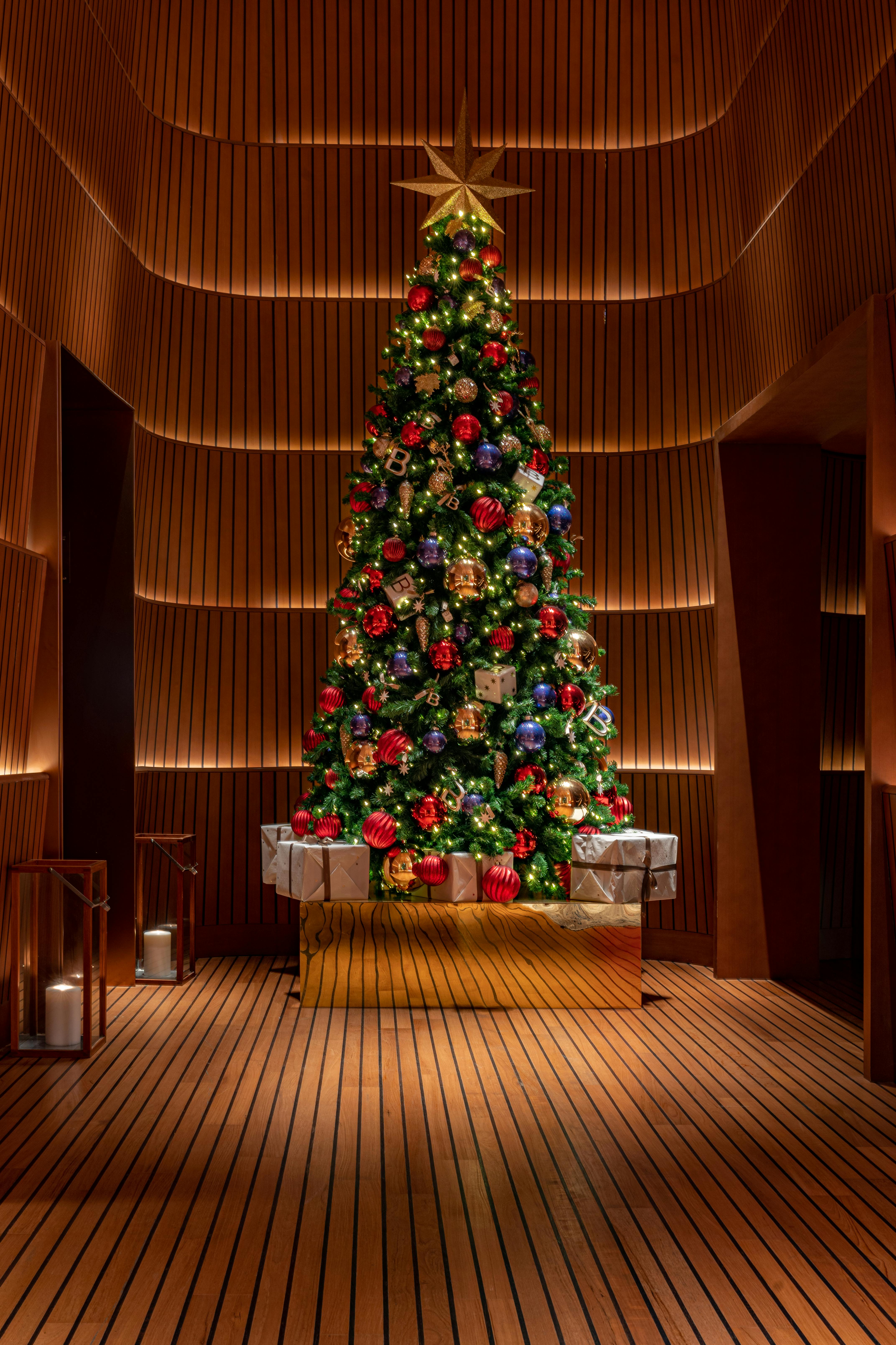 Christmas Tree Inside the Room · Free Stock Photo