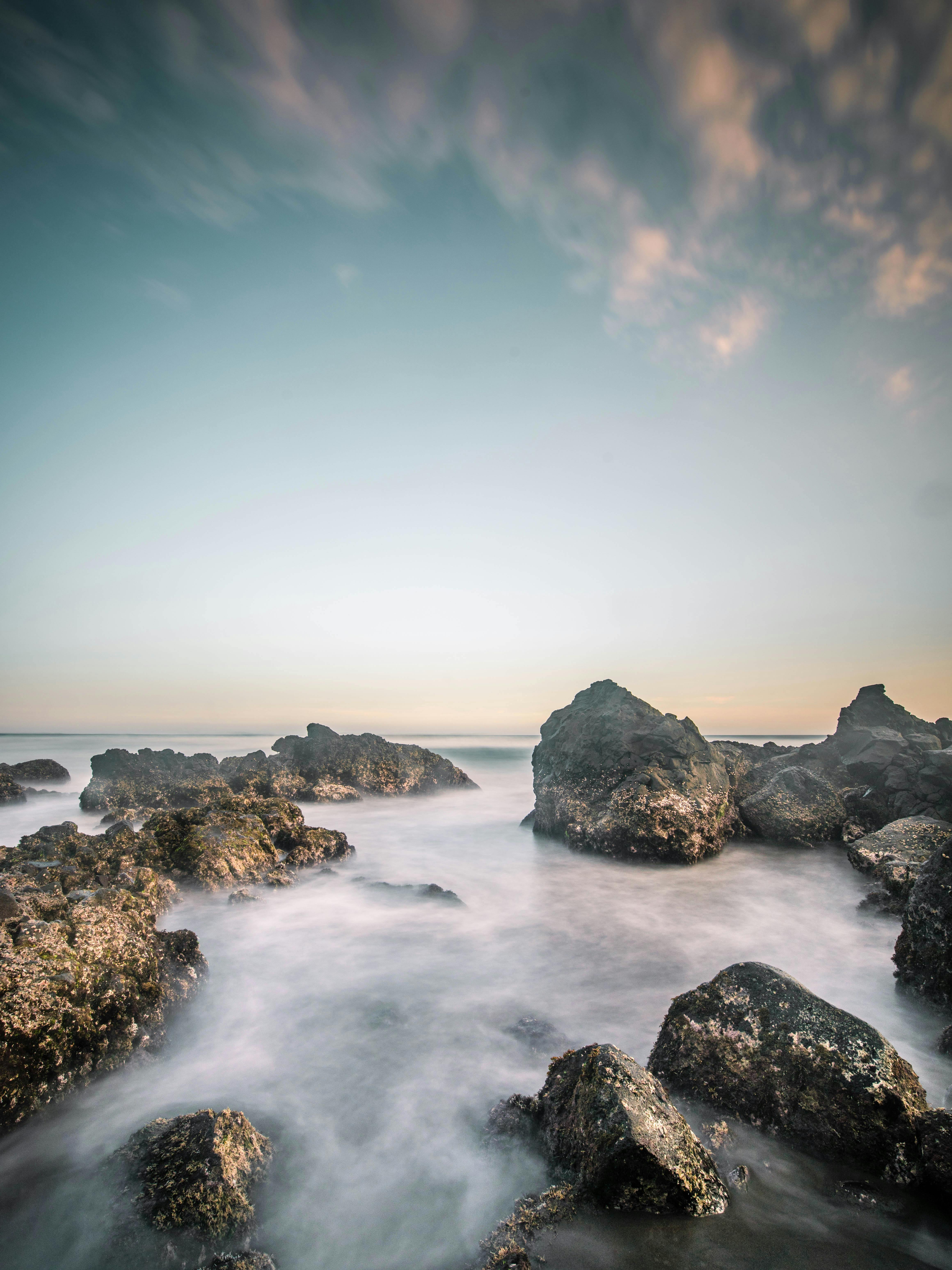 Rocks In Ocean Photos, Download The BEST Free Rocks In Ocean Stock ...