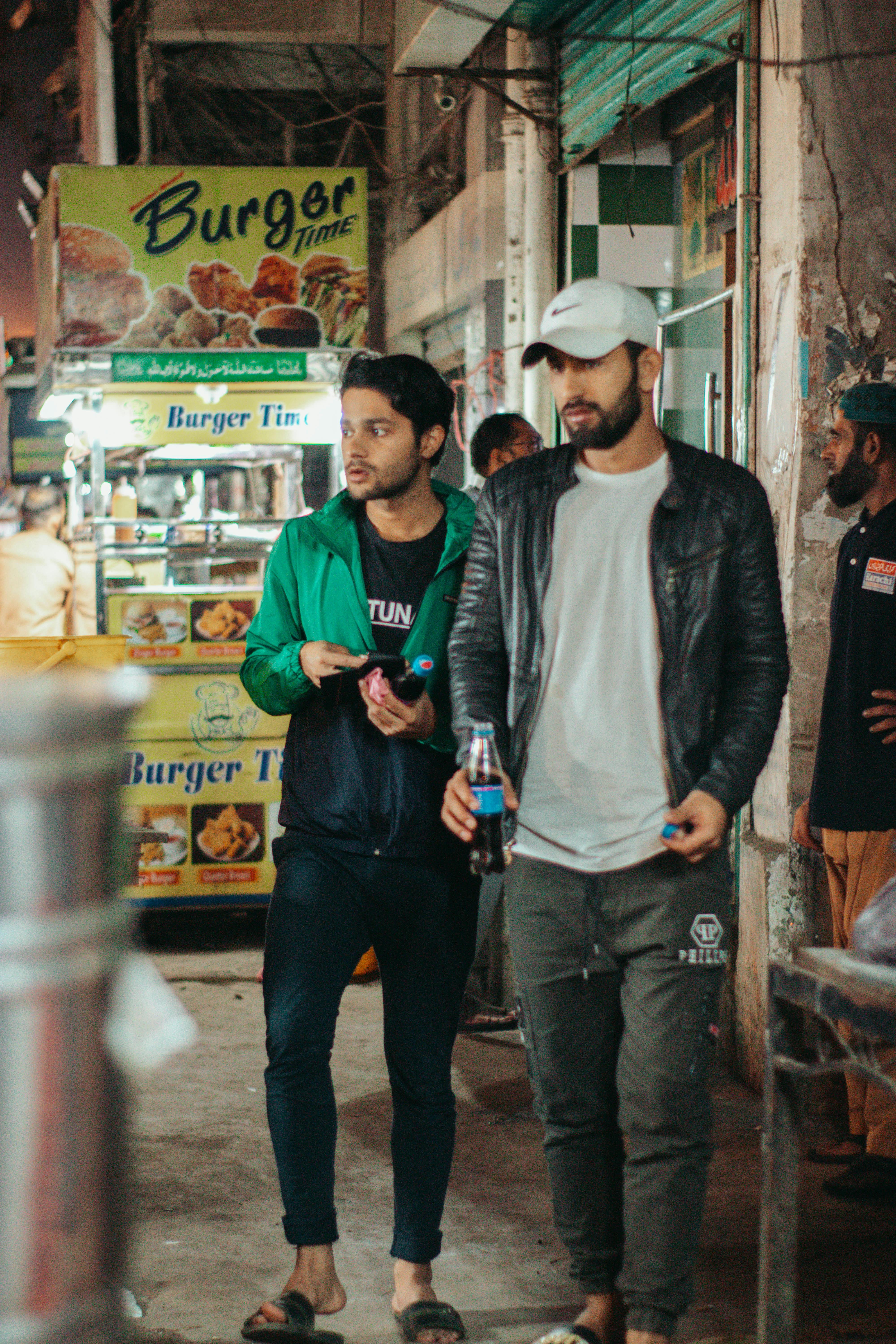 Men in Bar · Free Stock Photo