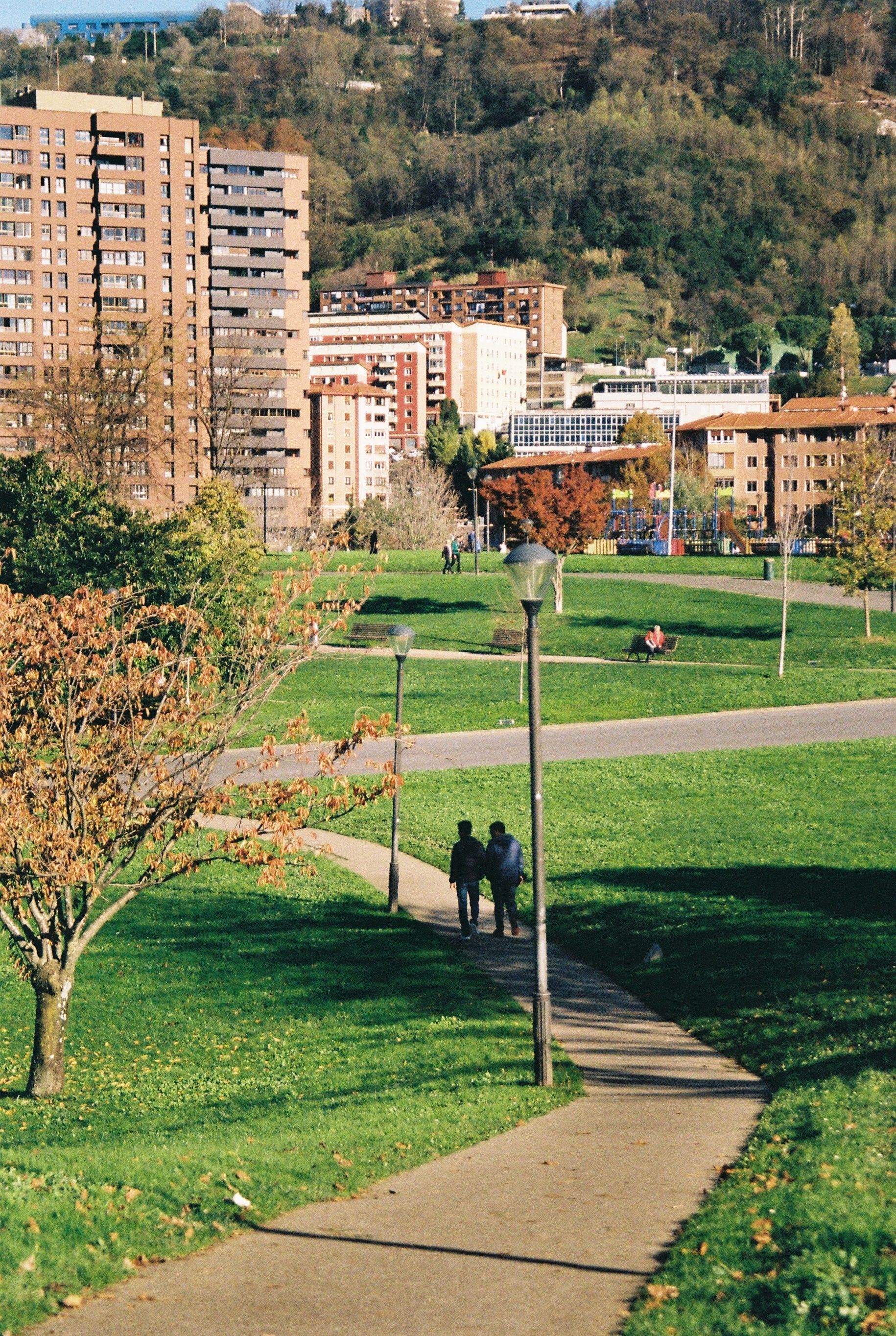 People Walking on the Pathway on the Park · Free Stock Photo