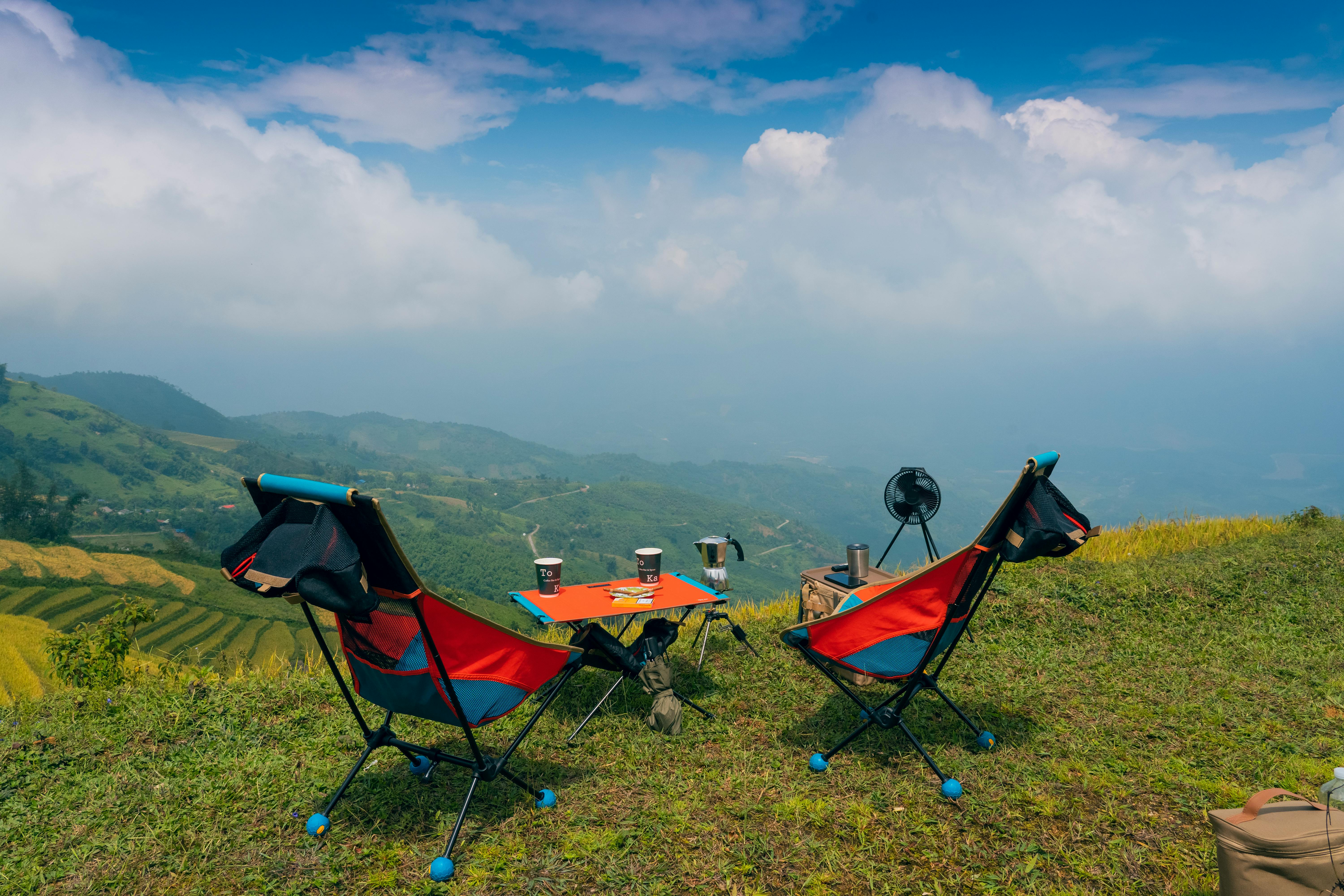 Deckchairs and a Tourist Table on Top of a Hill · Free Stock Photo