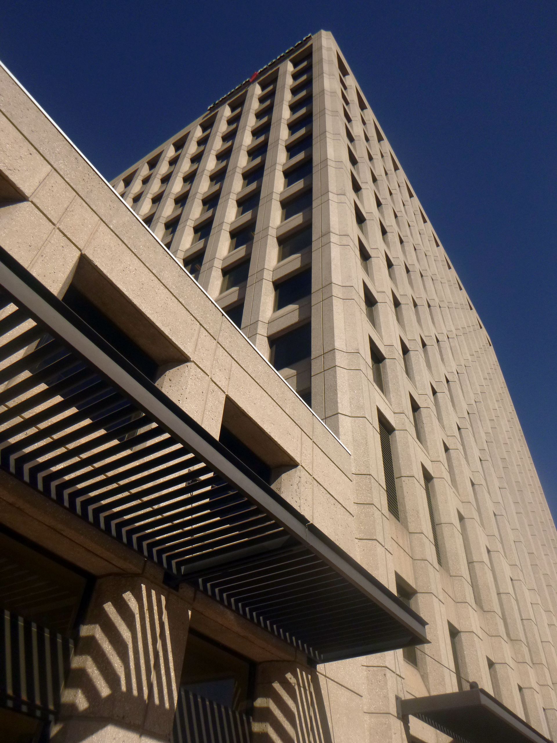 Brown Concrete Building Under Blue Sky · Free Stock Photo