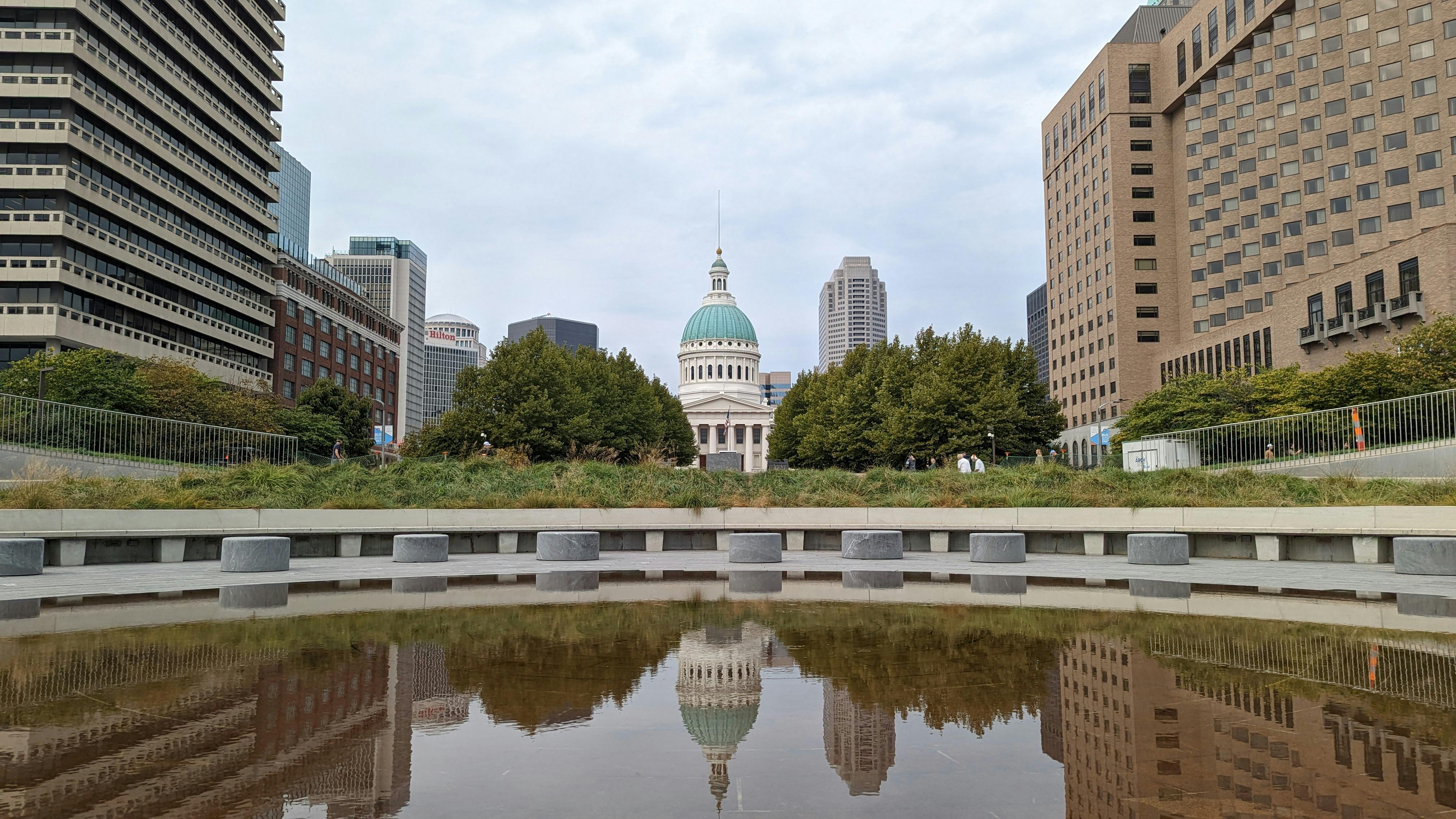 Building with a Blue Dome in a City · Free Stock Photo