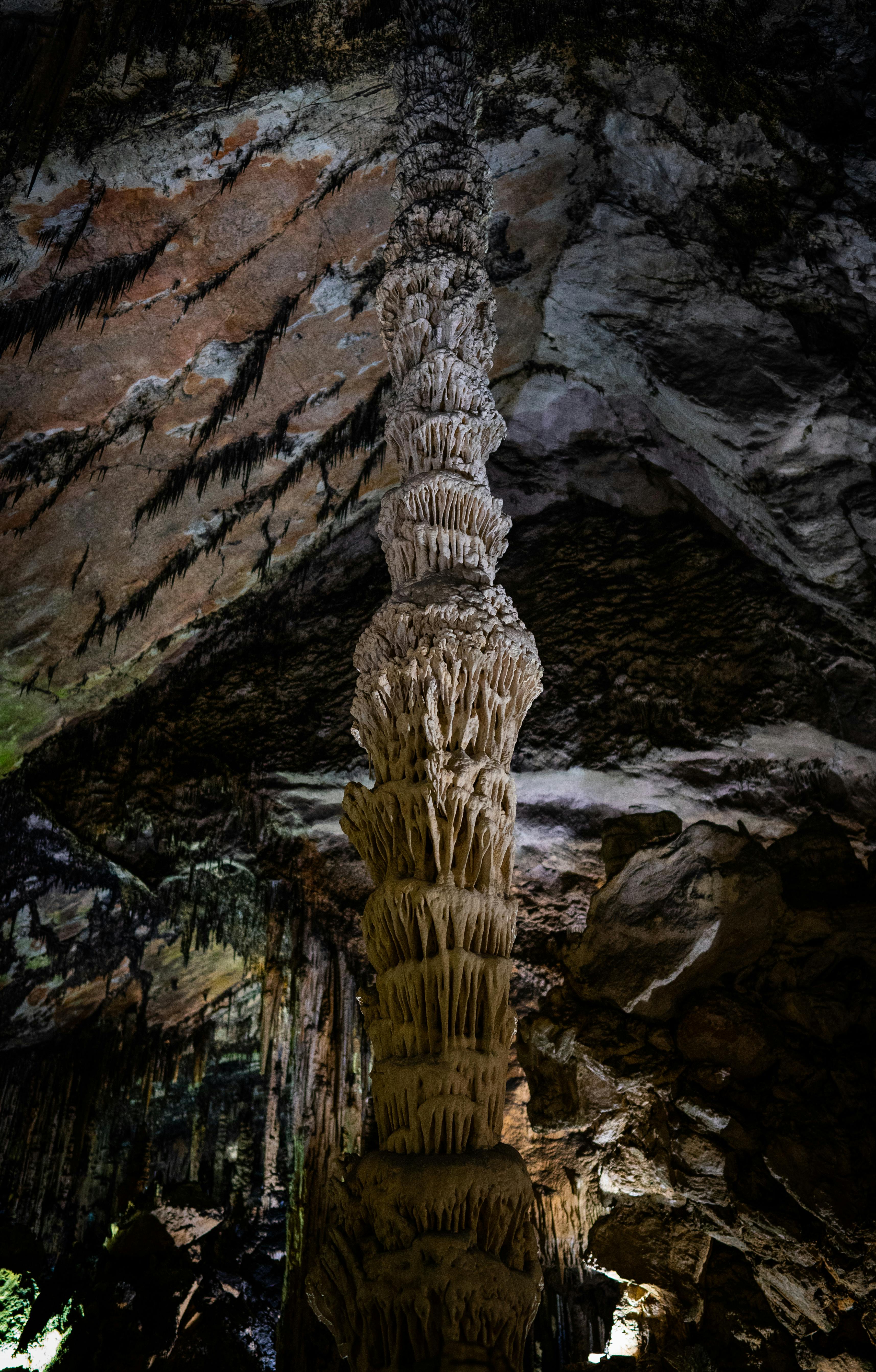 Rock Formation in Grotto · Free Stock Photo