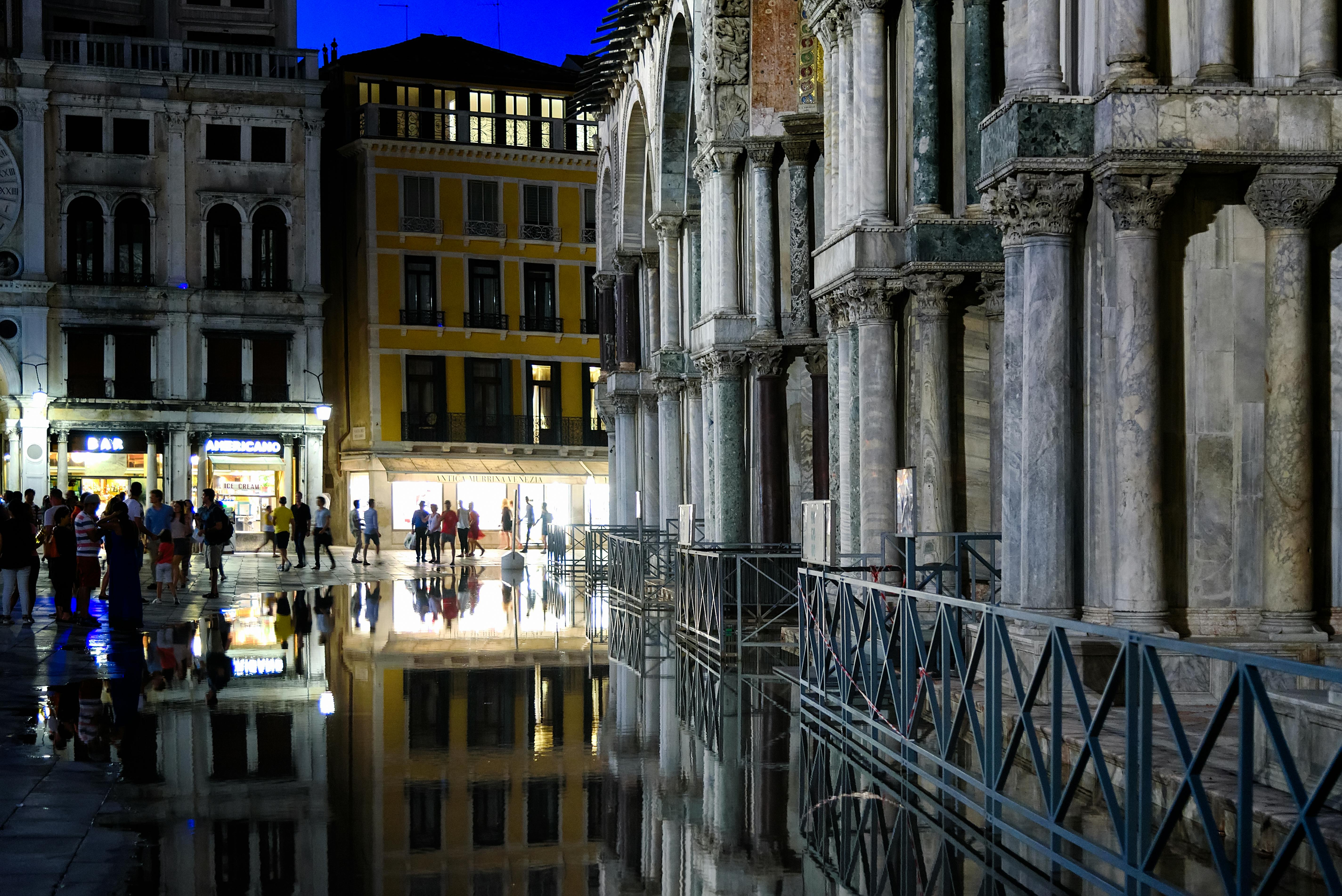 Beautiful Building · Free Stock Photo