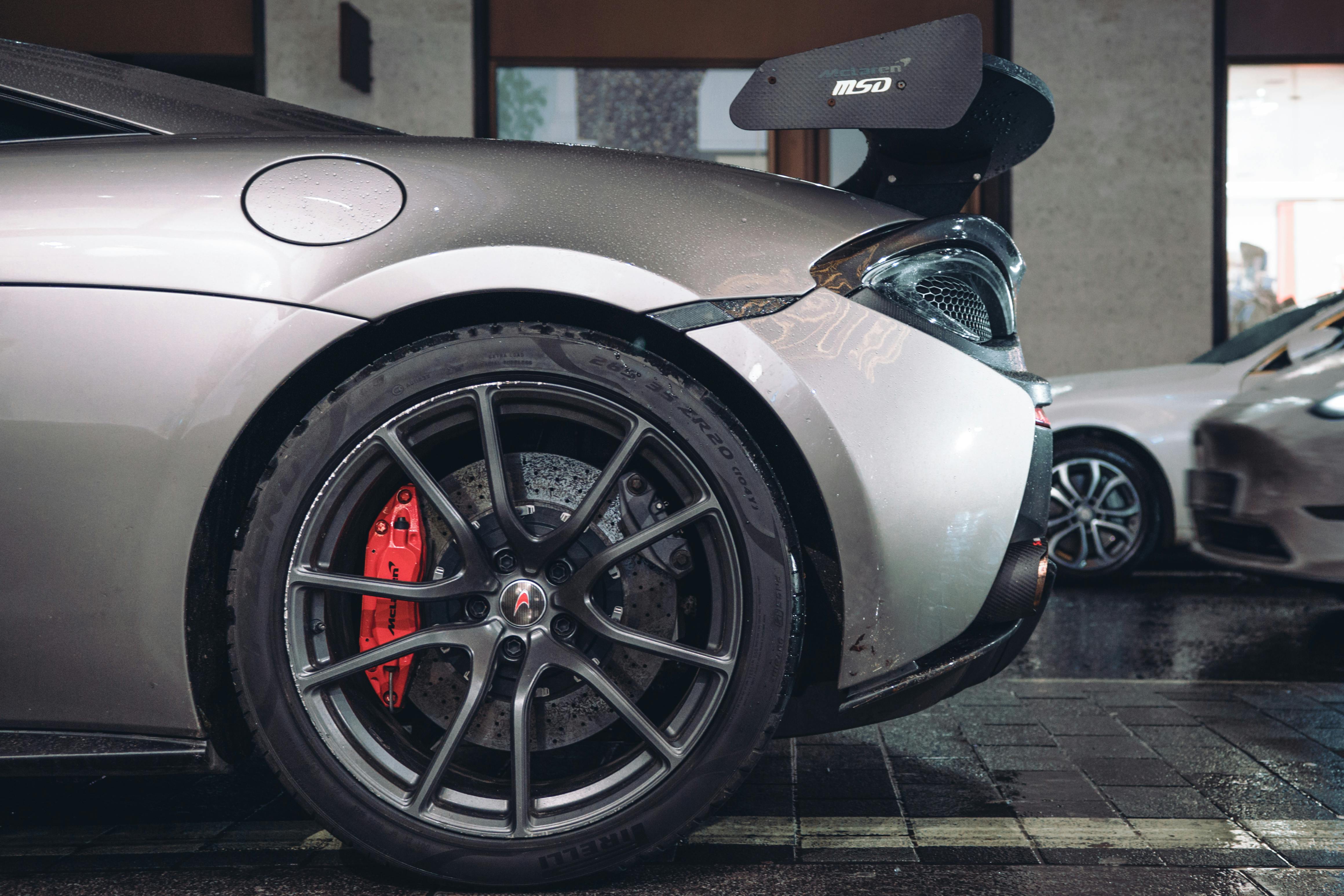 Wheel of Fast Expensive Car · Free Stock Photo