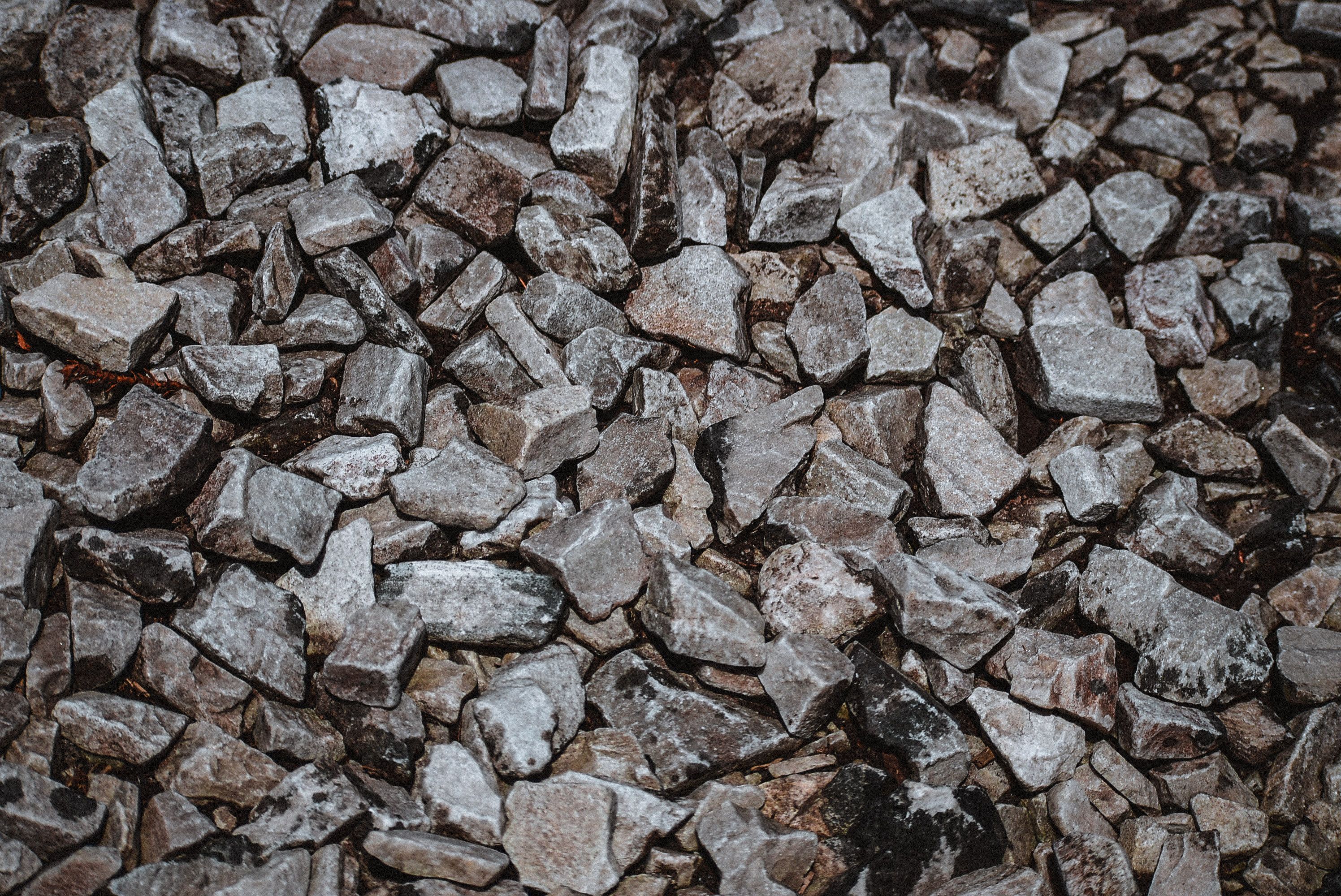 Gray and Black Stone Fragments · Free Stock Photo