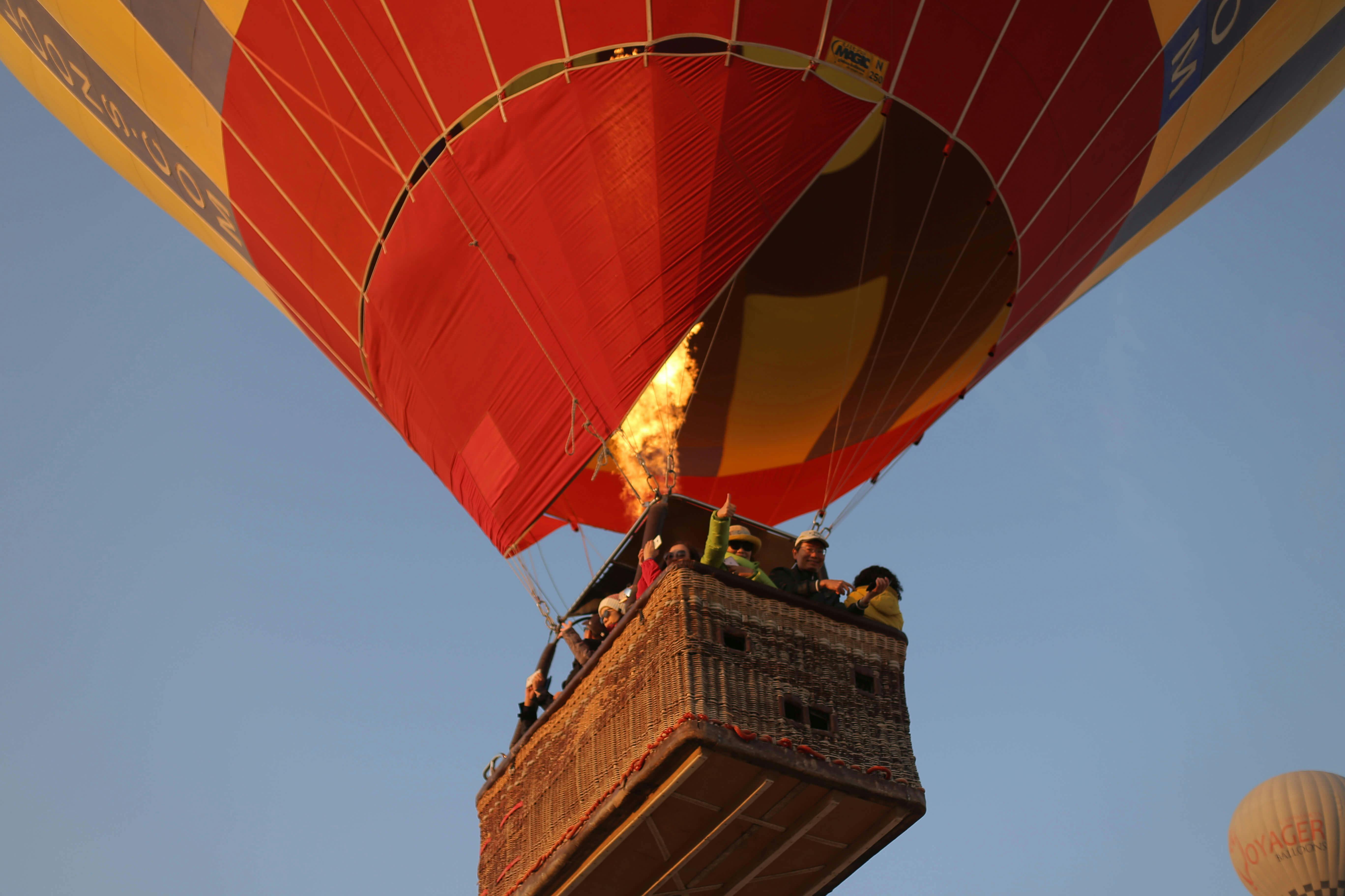 People on a Hot Air Balloon · Free Stock Photo