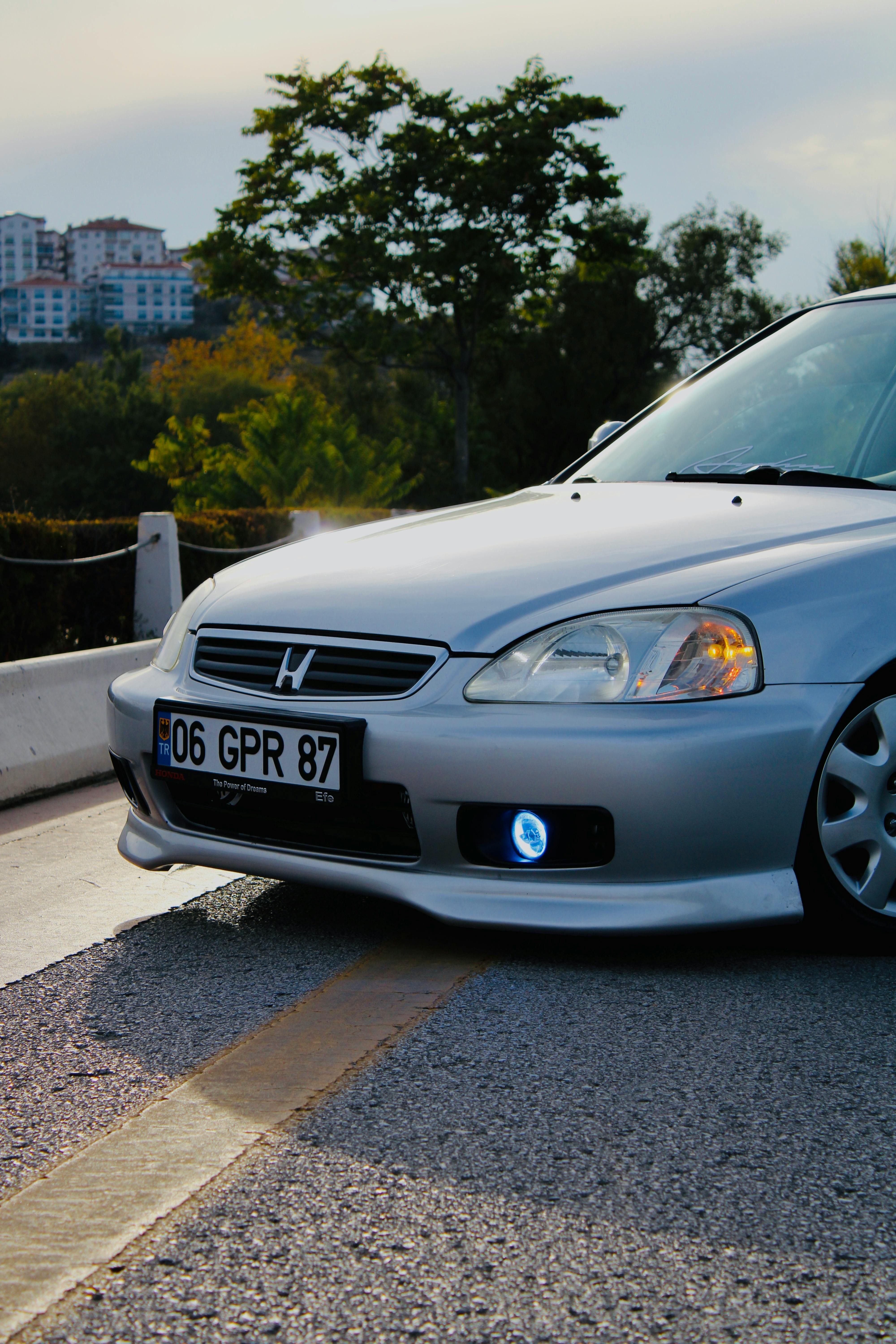 Gray Car Parked on the Street · Free Stock Photo
