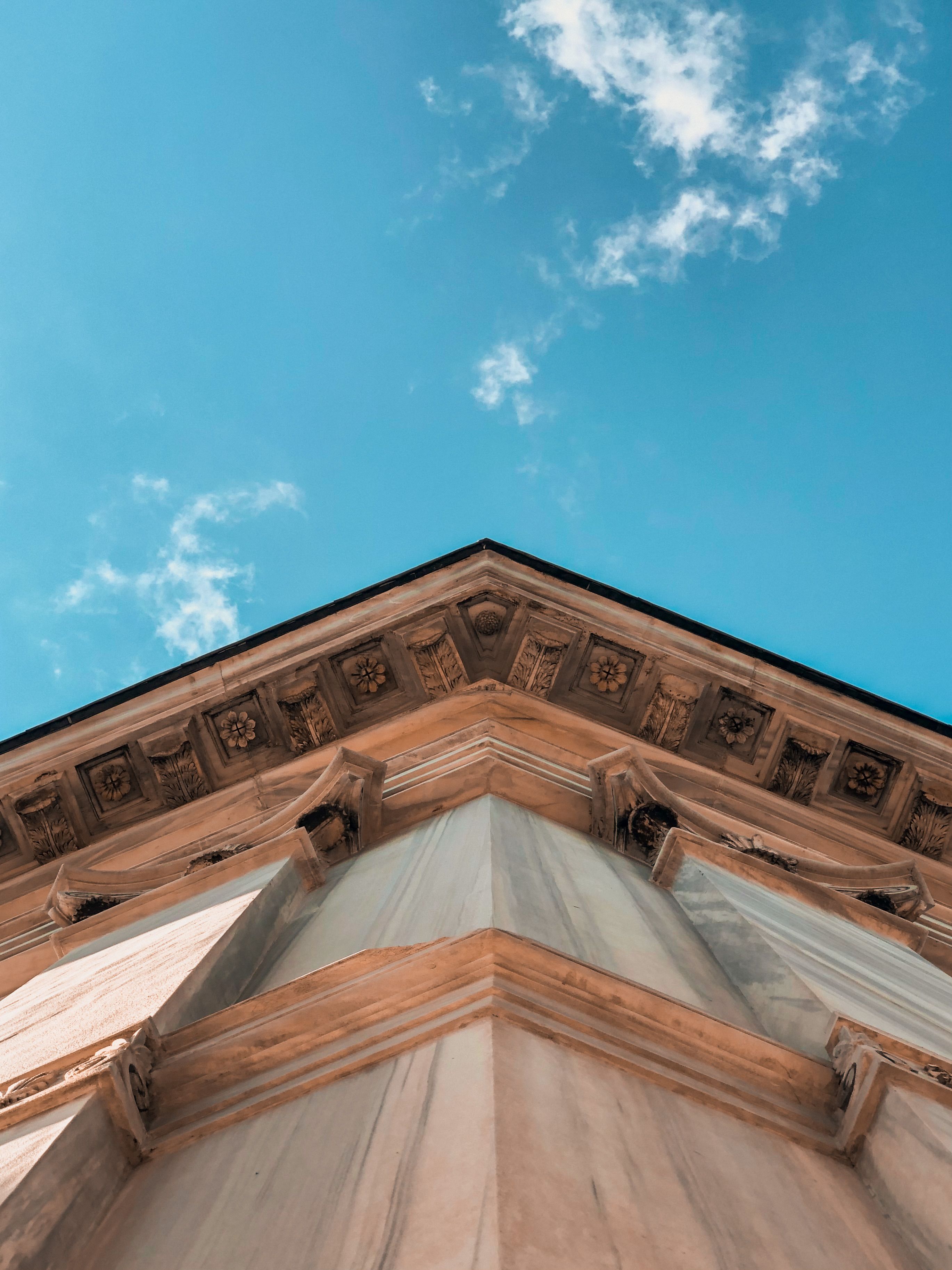 Low Angle View of a Hotel · Free Stock Photo