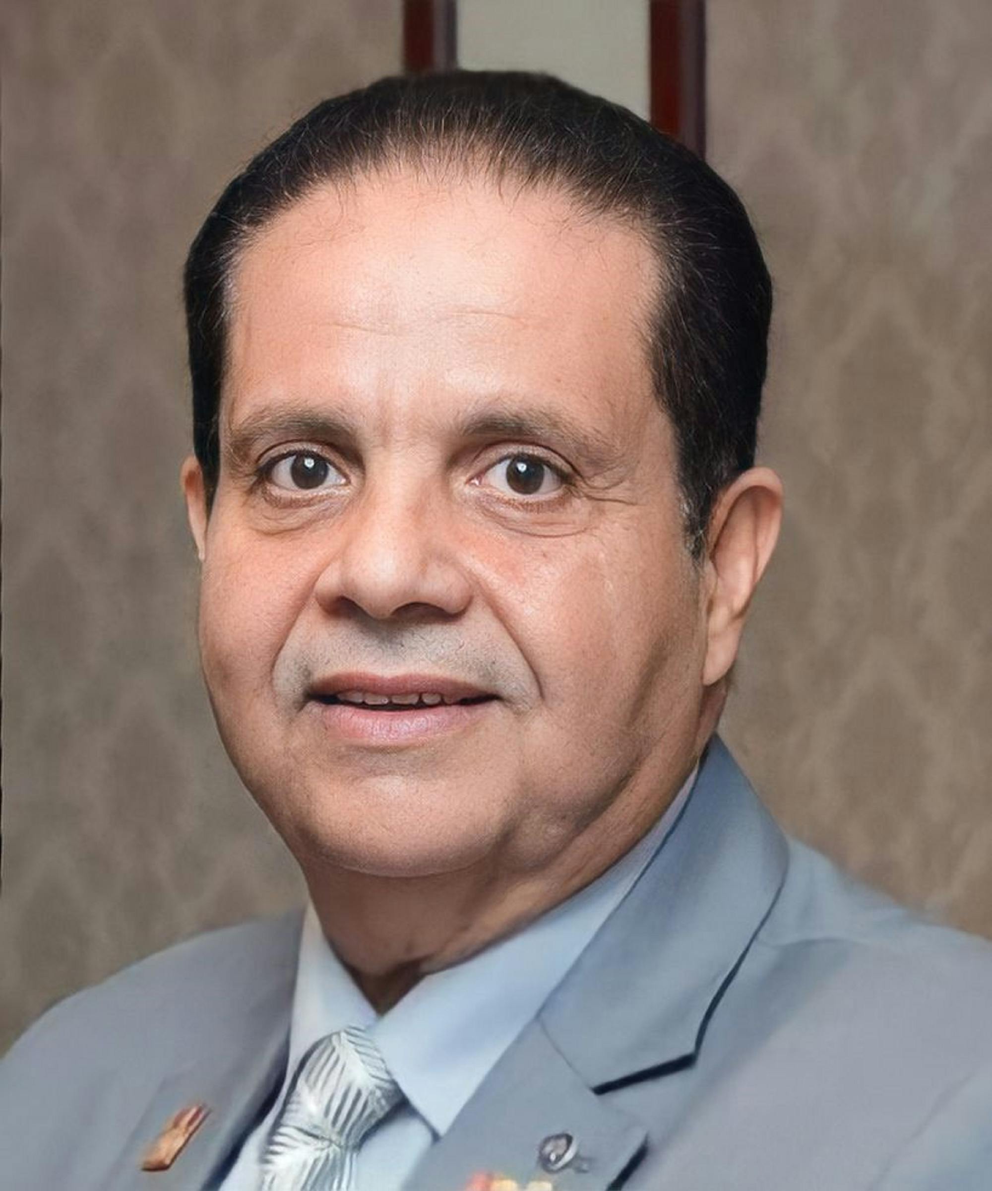 Dr. Khaled Amer - 사진
