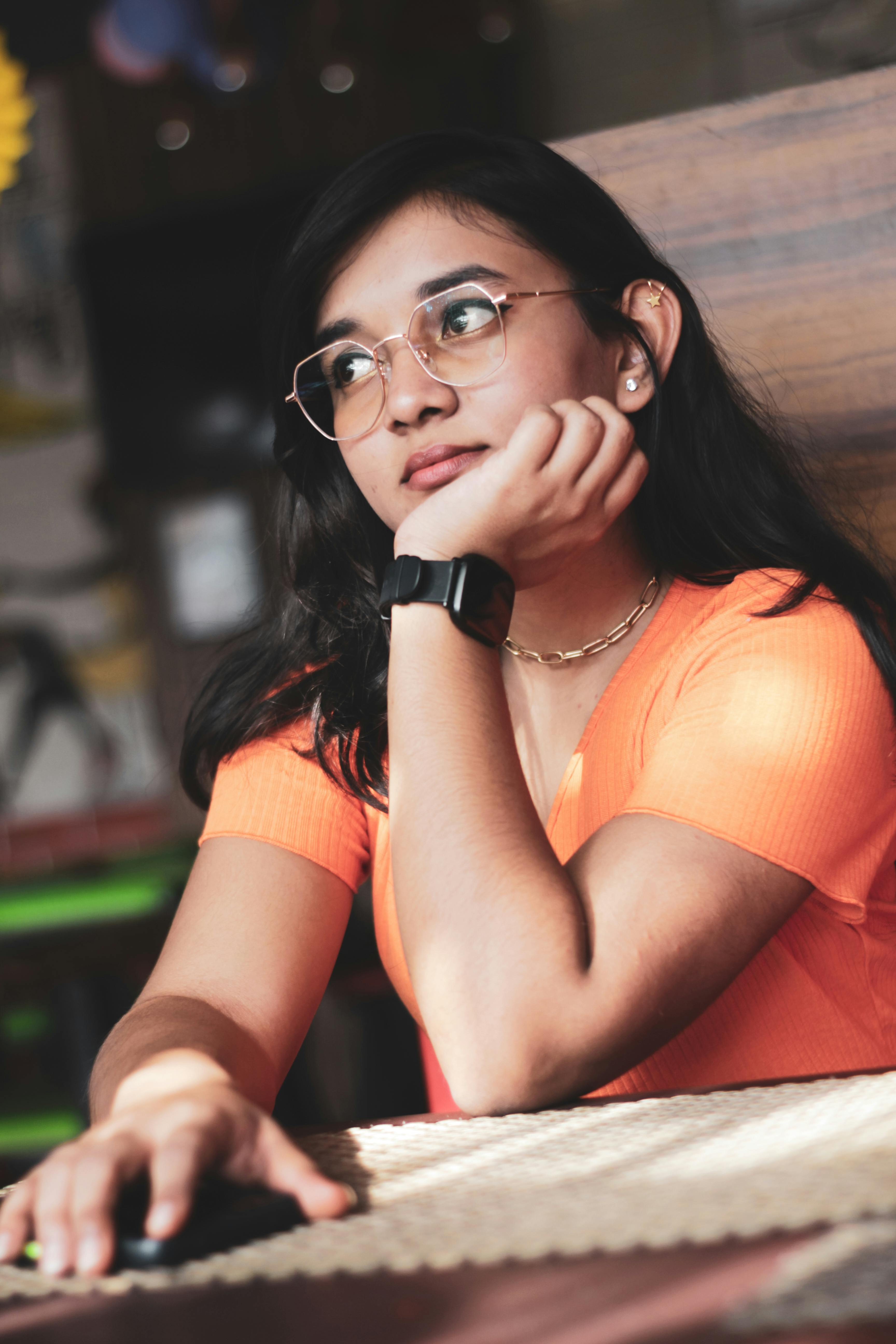 Someone Thinking Photos, Download The BEST Free Someone Thinking Stock ...