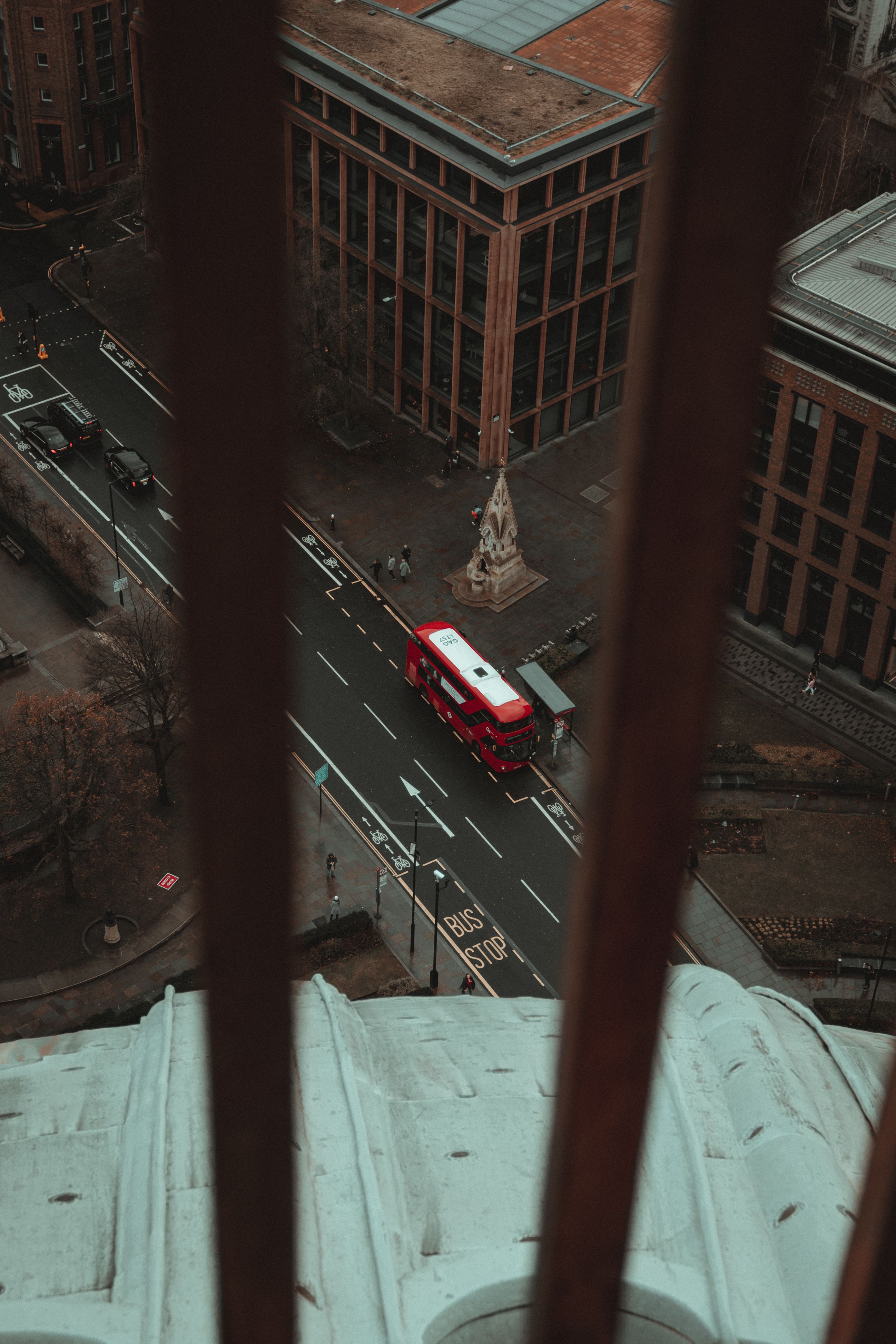 Bus on Street in Morning · Free Stock Photo