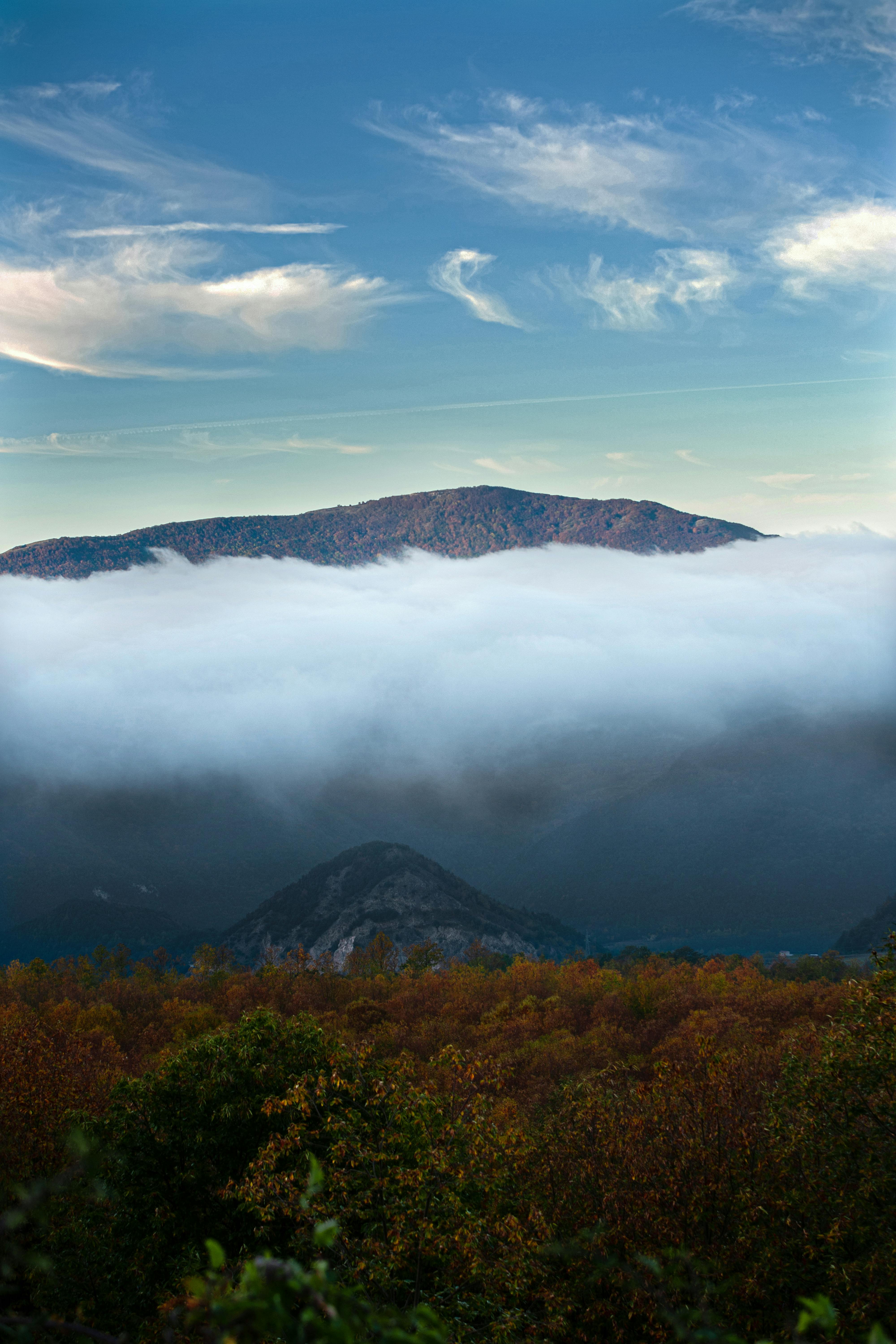 Clouds in Mountains · Free Stock Photo