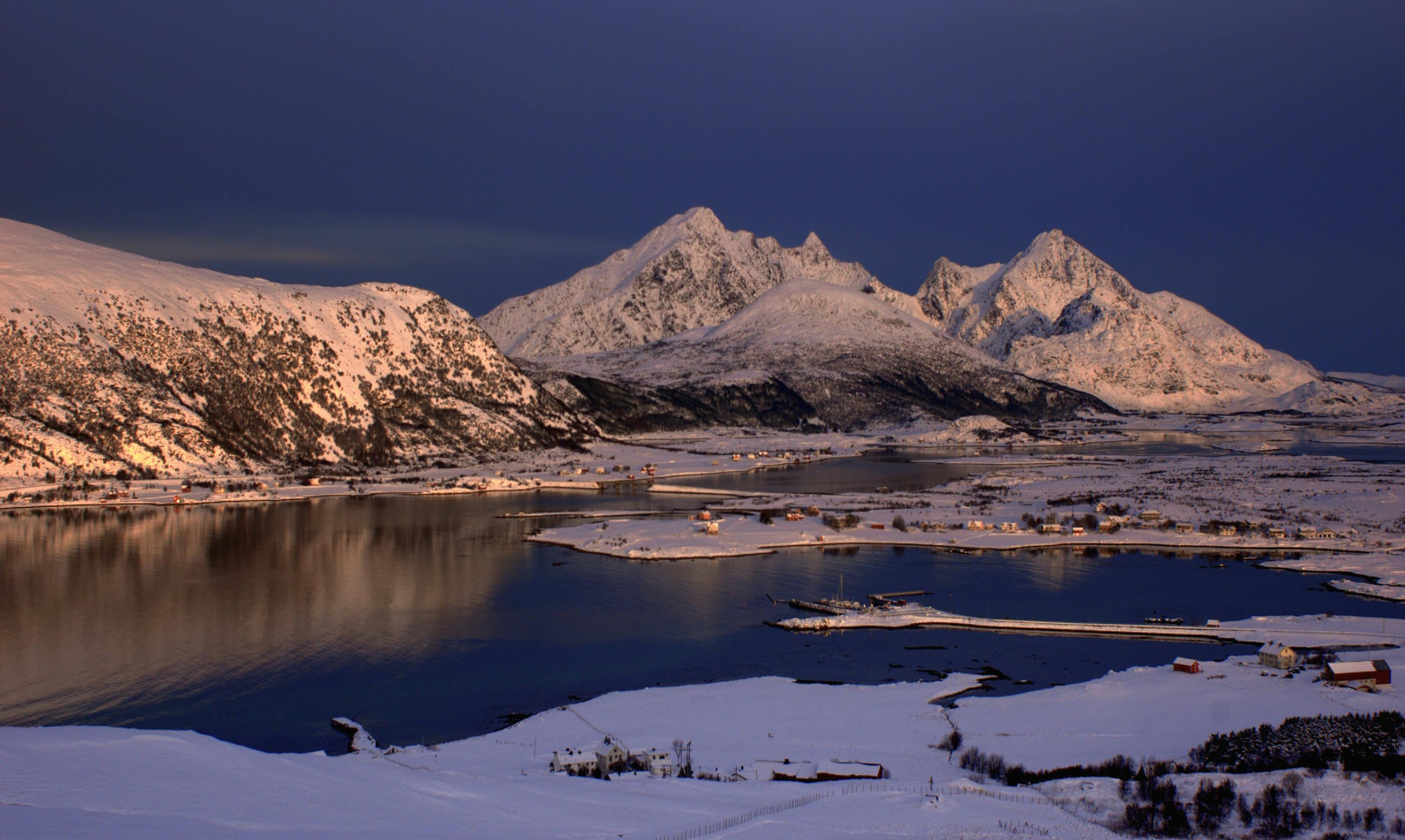 Arctic scene from Lofoten islands · Free Stock Photo