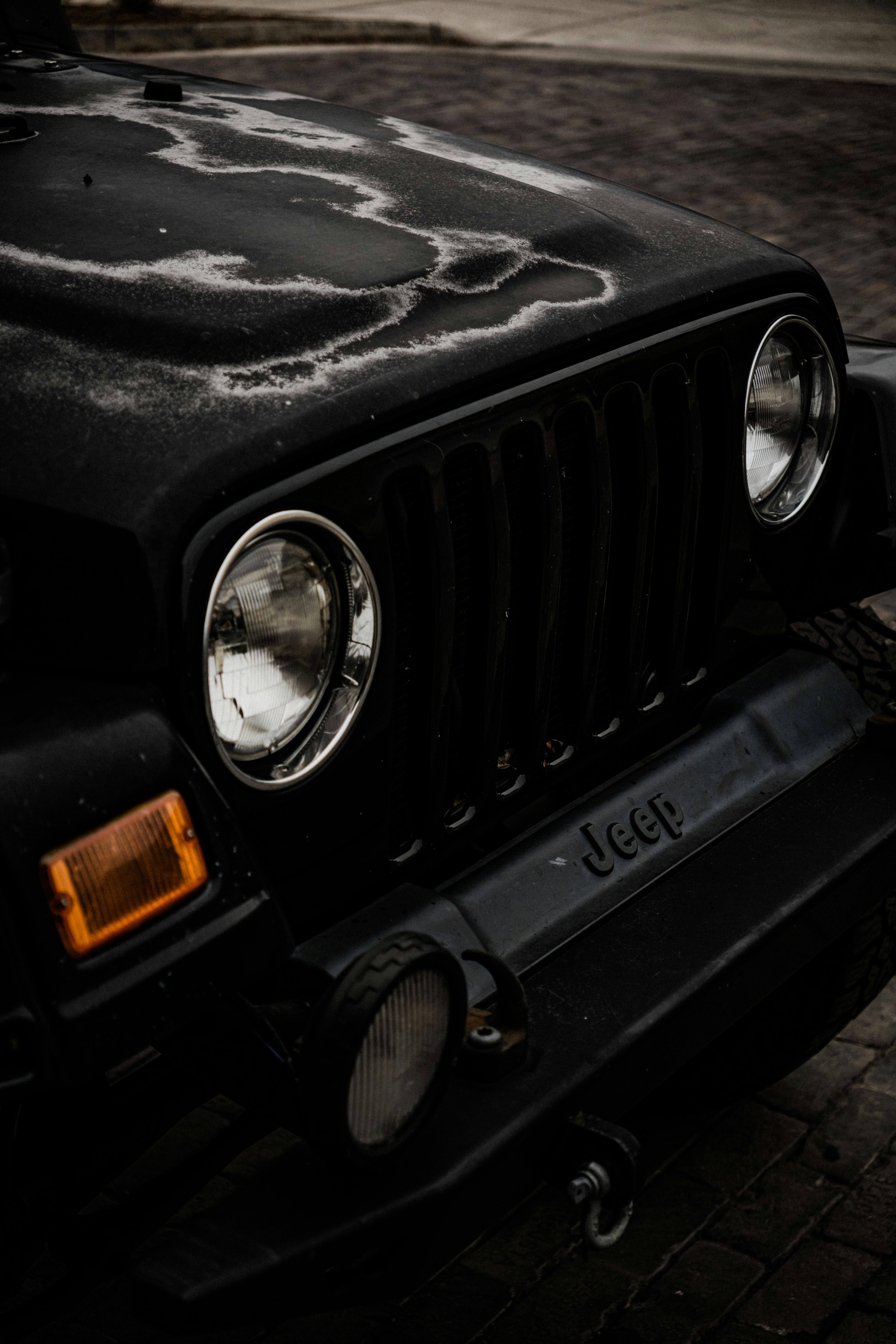 Black Mercedes Jeep · Free Stock Photo