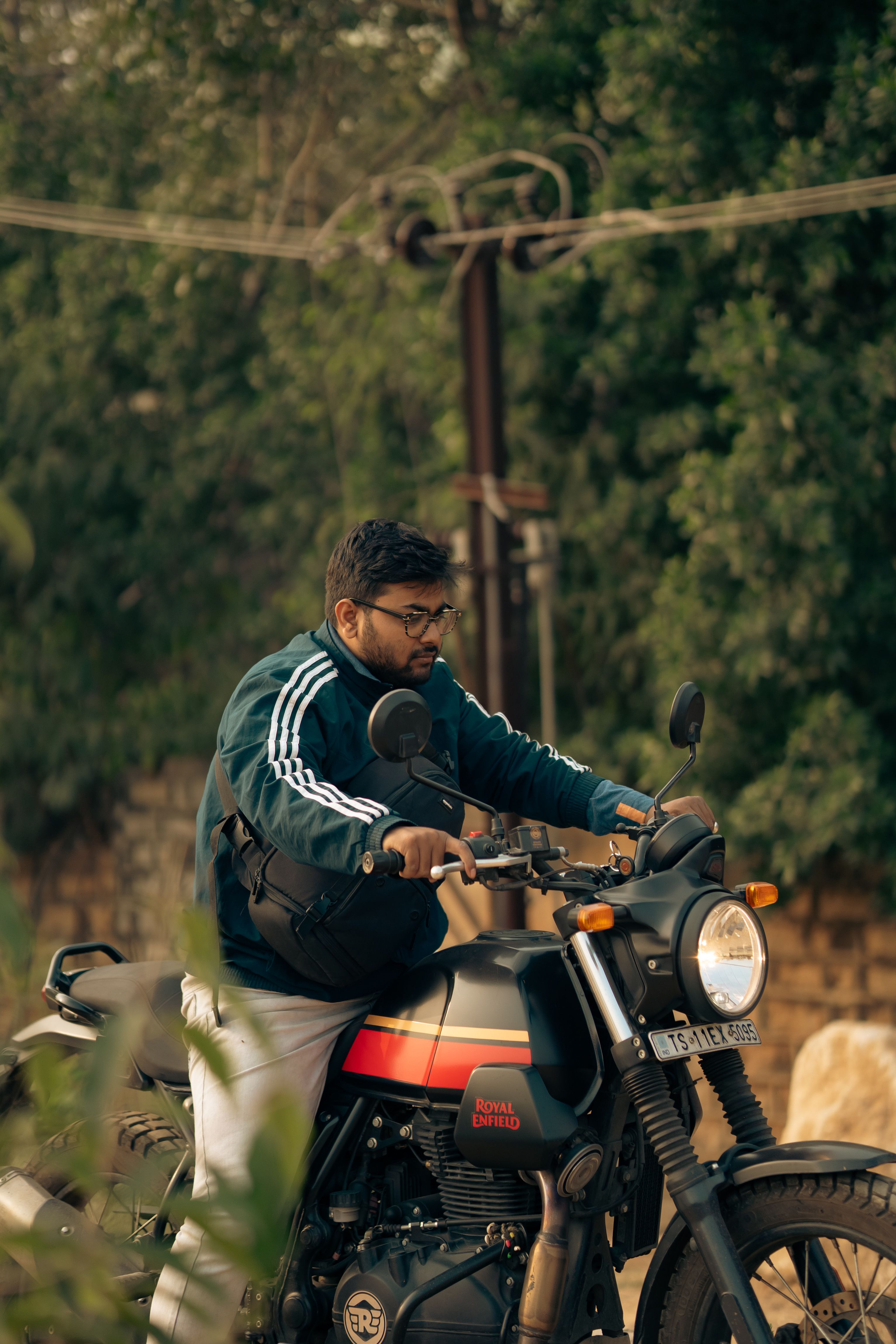 Motorbike Chase Photos, Download The BEST Free Motorbike Chase Stock ...
