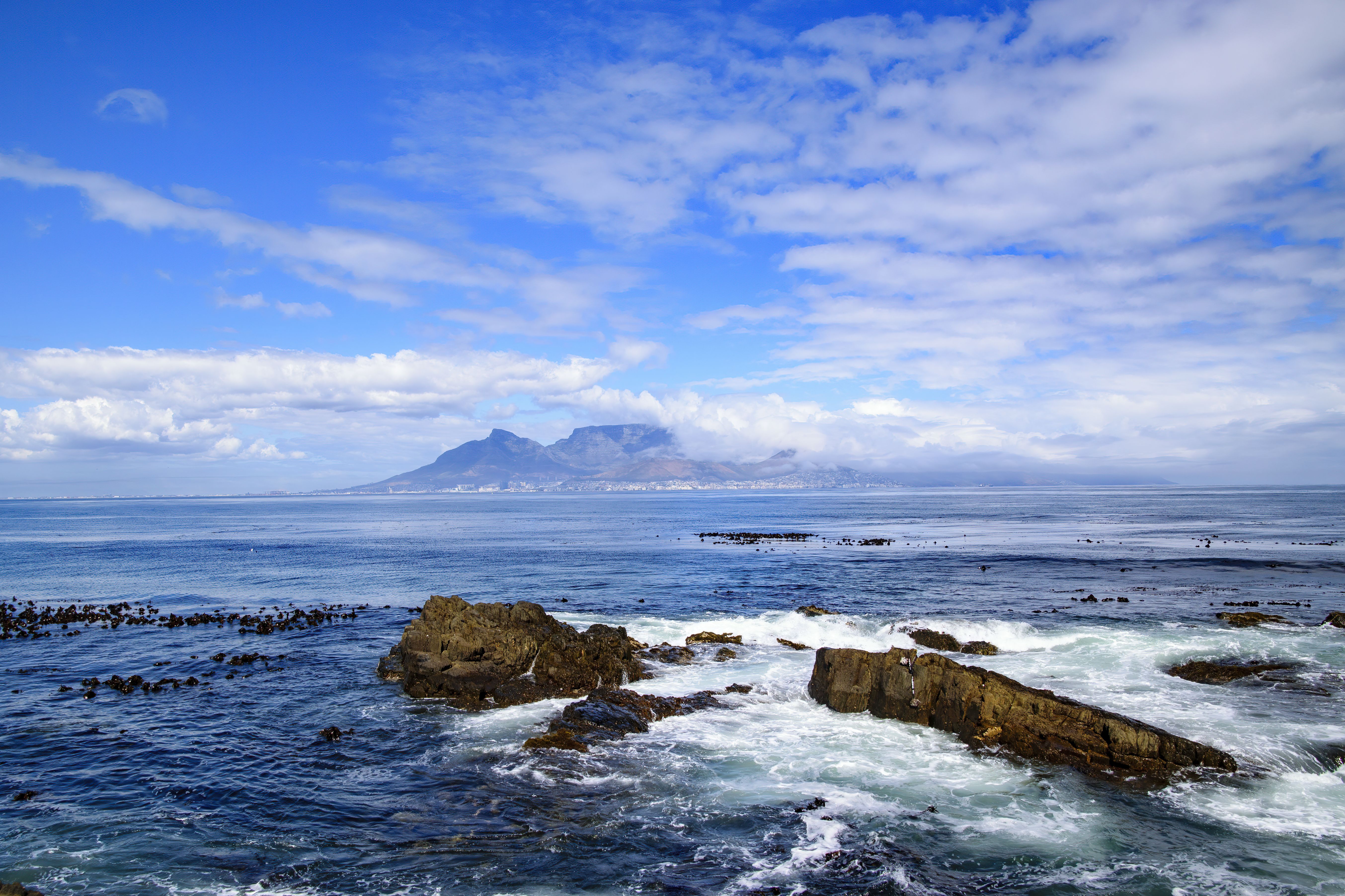Rocks in Sea · Free Stock Photo