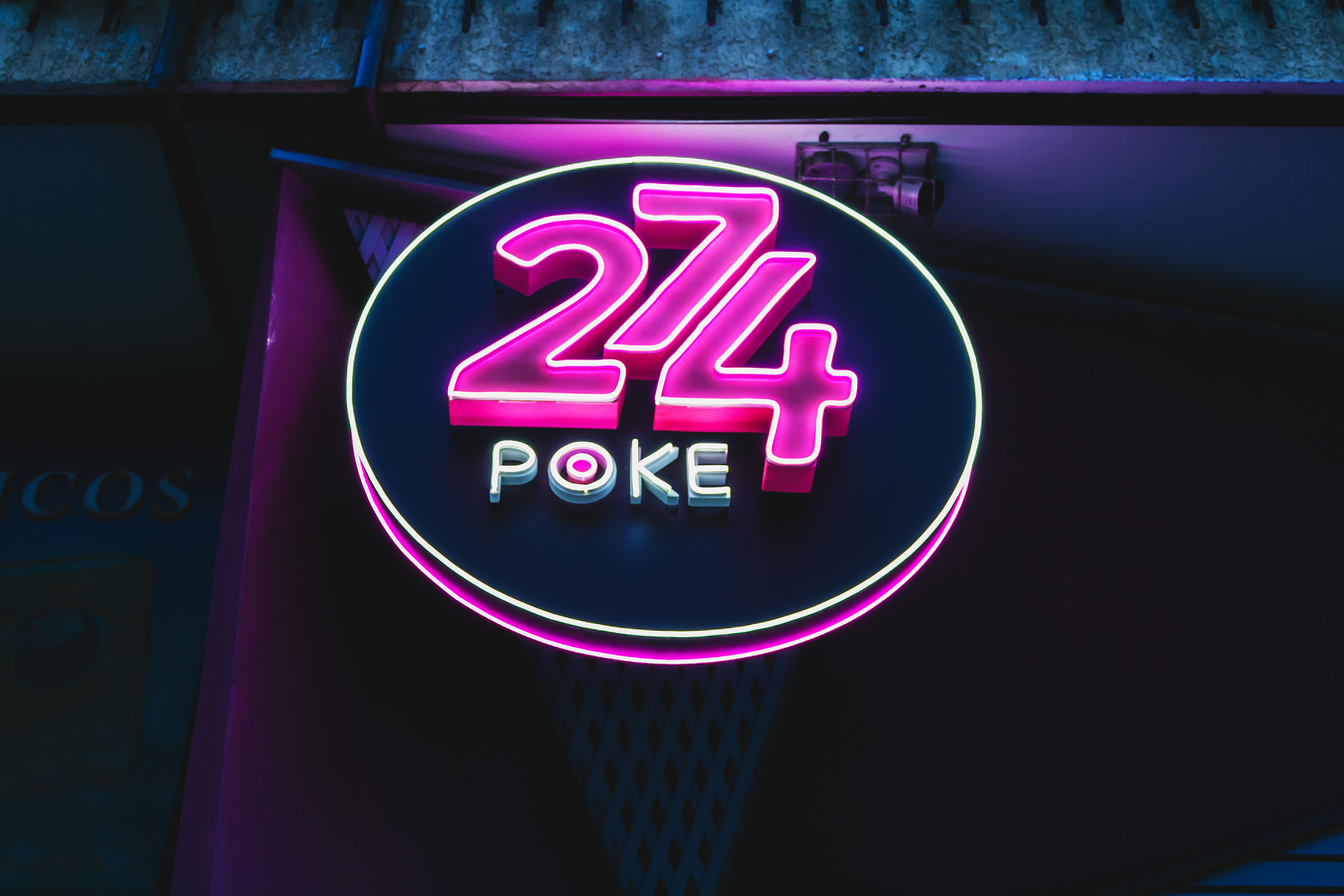 Neon Pink Light at Night · Free Stock Photo