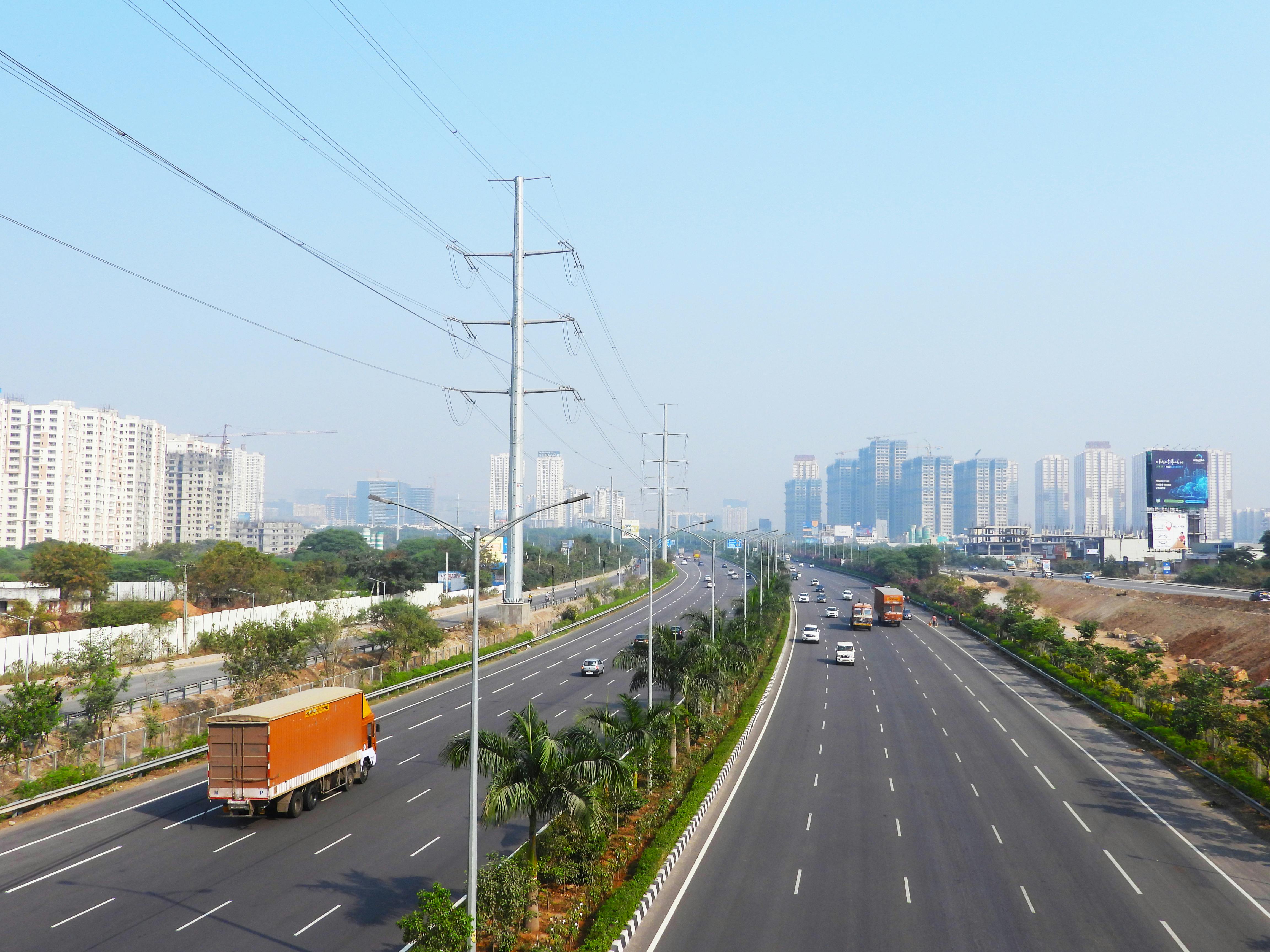 Highway in City · Free Stock Photo