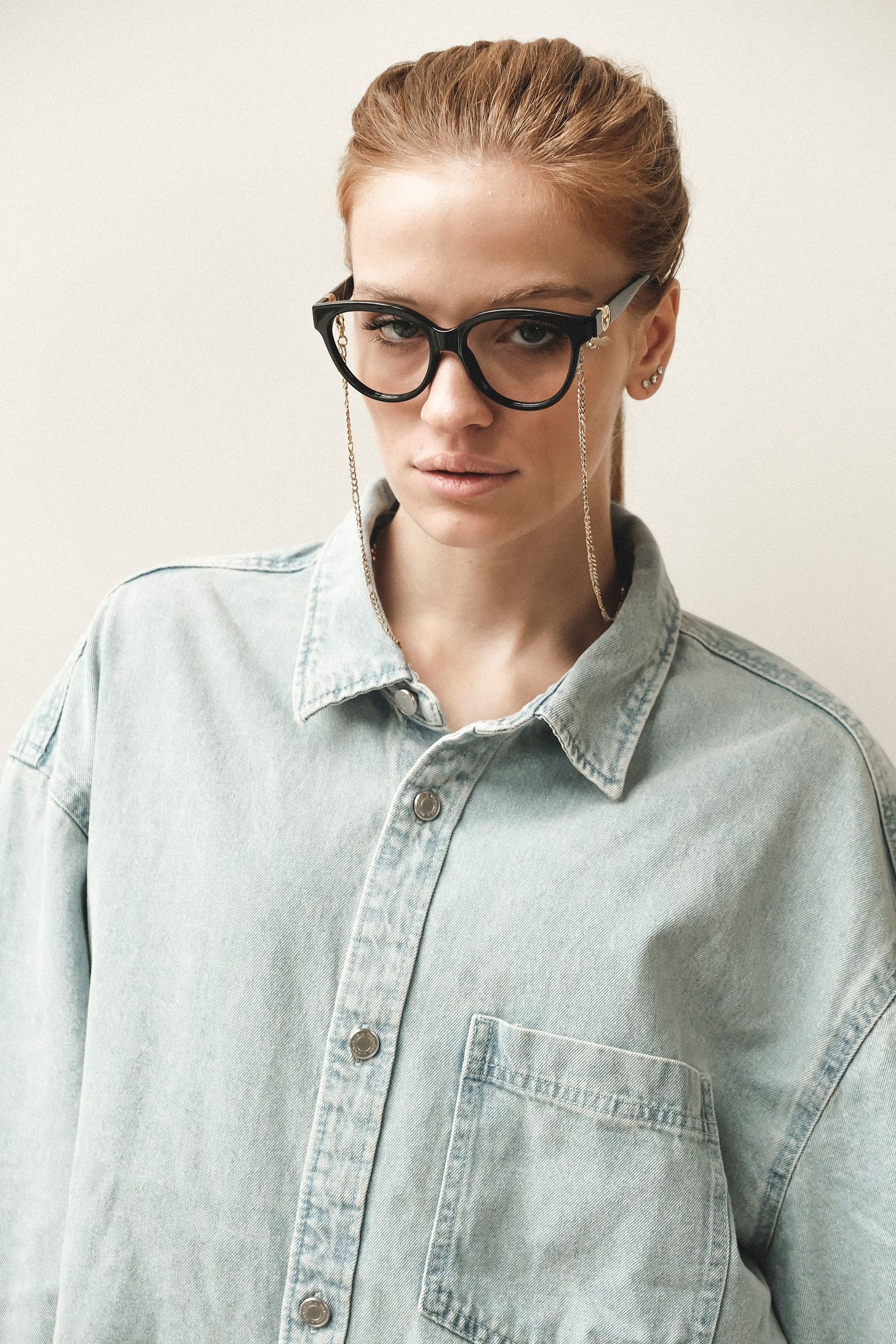 Model Wearing Glasses Photos, Download The BEST Free Model Wearing ...