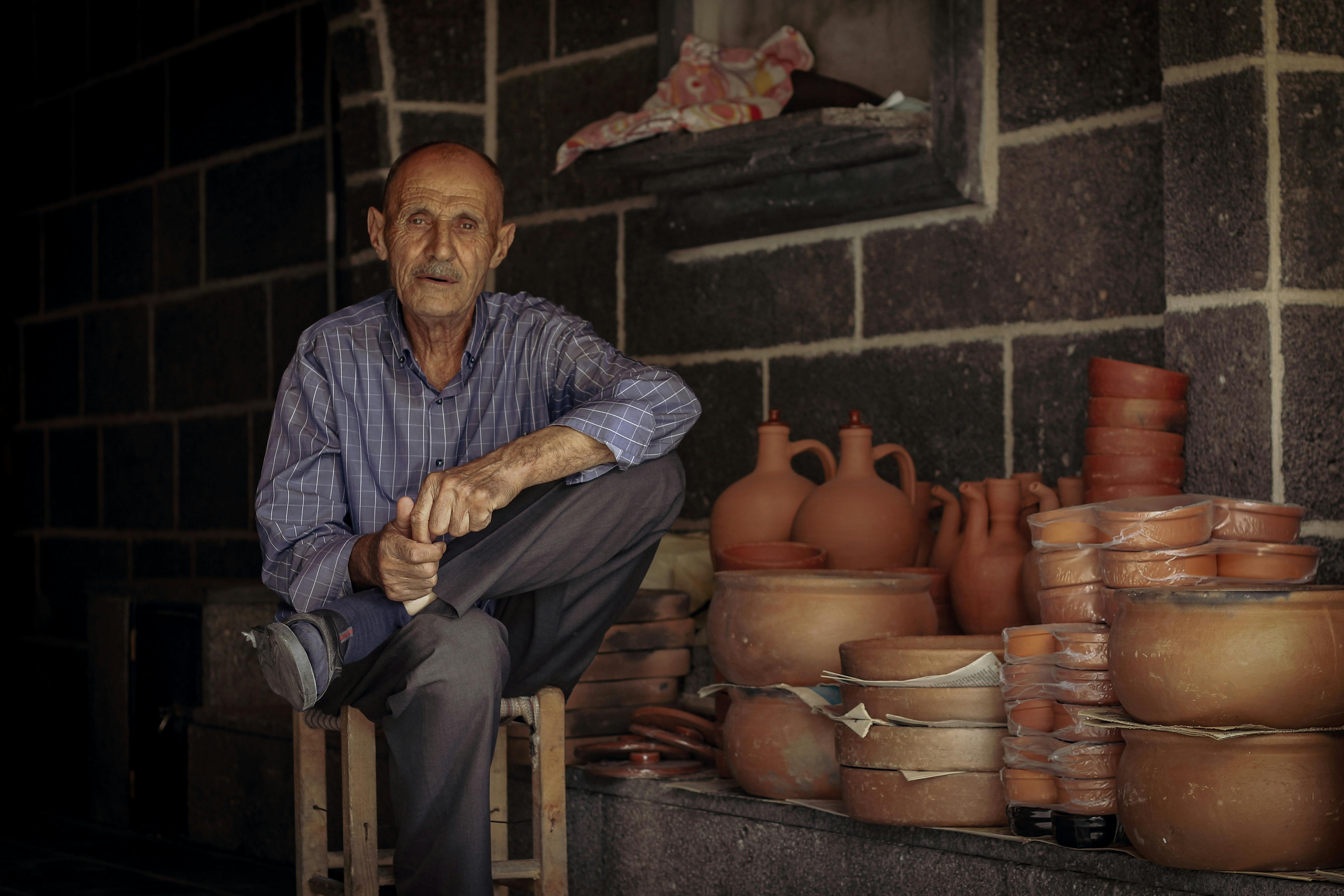 Iranian Pottery Photos, Download Free Iranian Pottery Stock Photos & HD ...