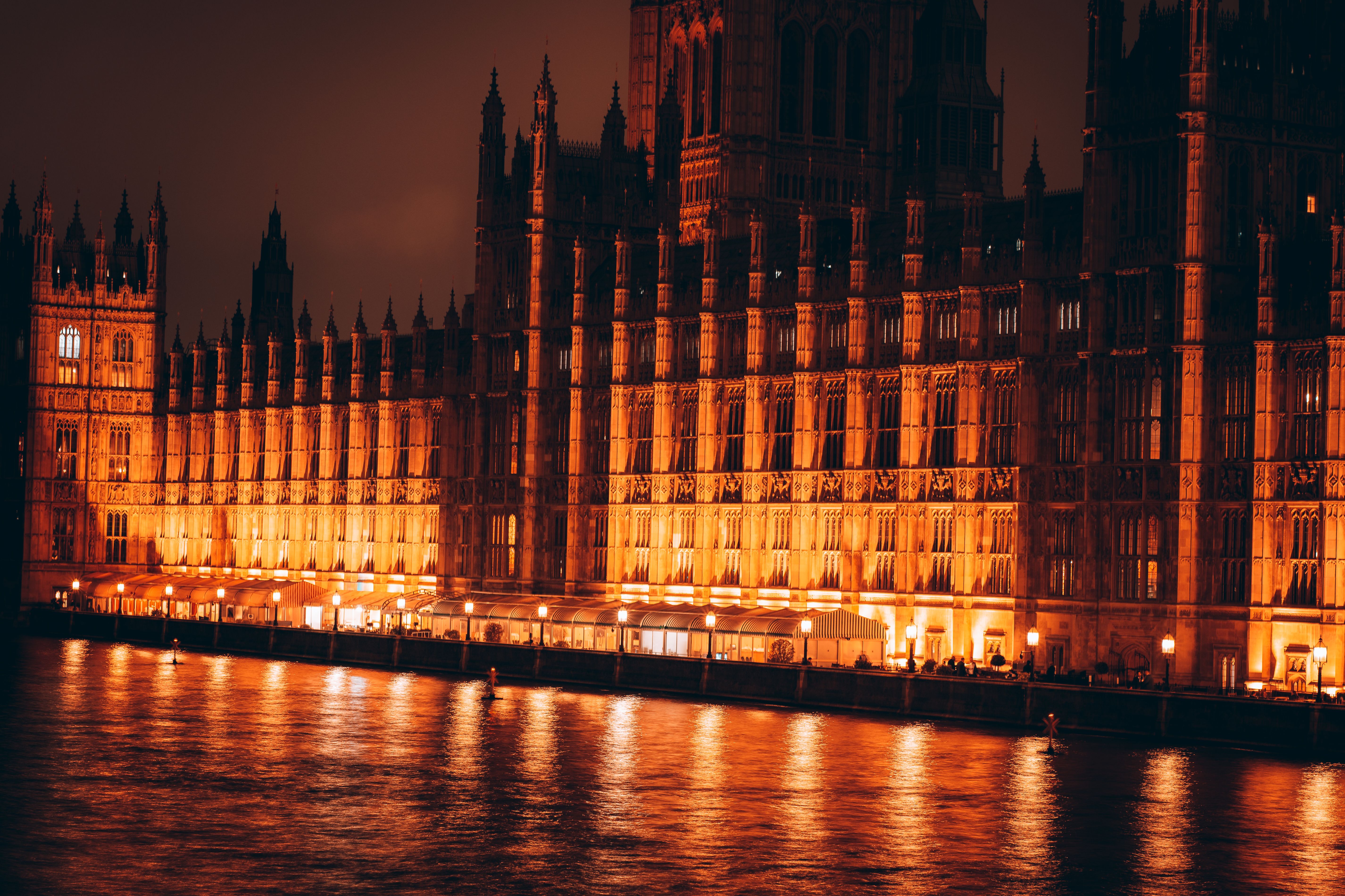 Illuminated Building Beside the lake · Free Stock Photo