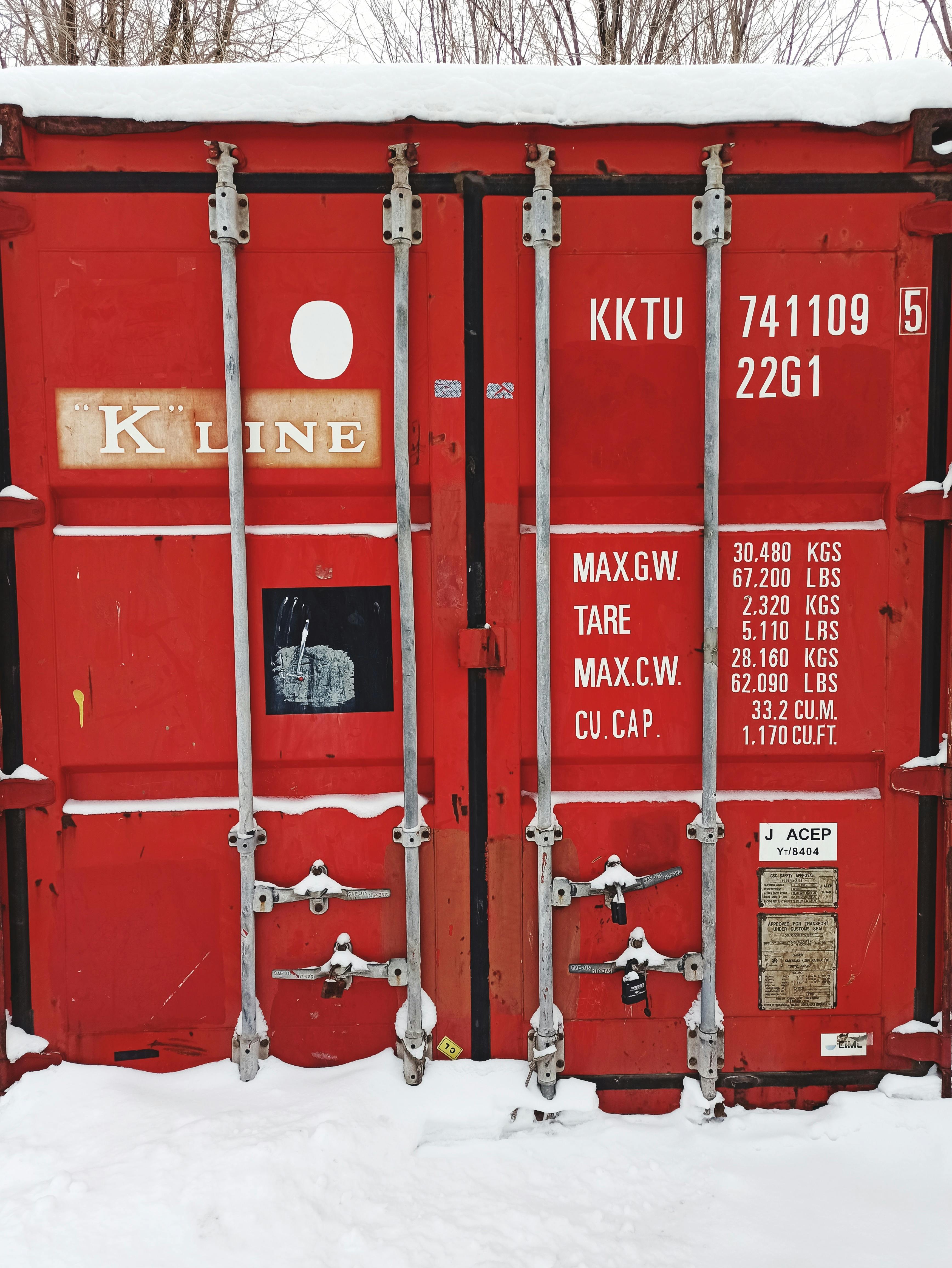 Container in Winter · Free Stock Photo