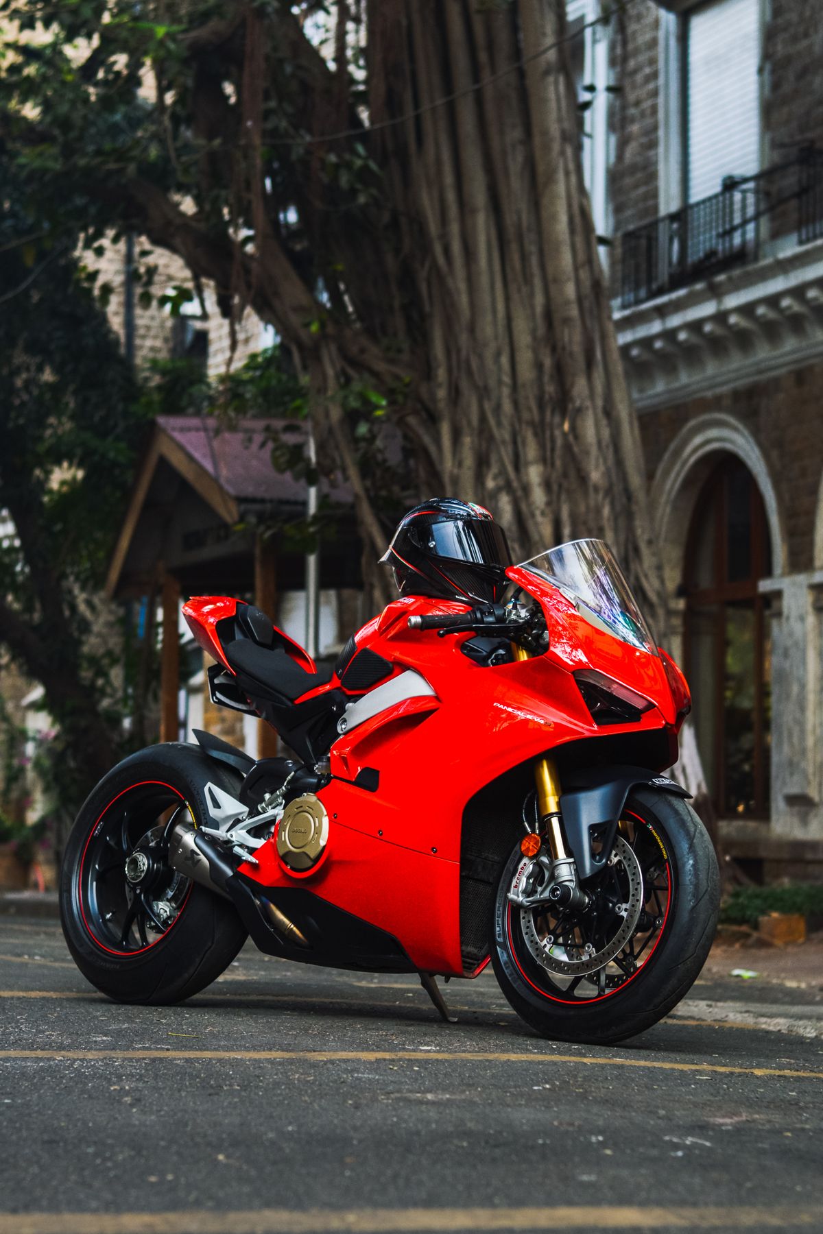 Big Bike Photos, Download The BEST Free Big Bike Stock Photos & HD Images