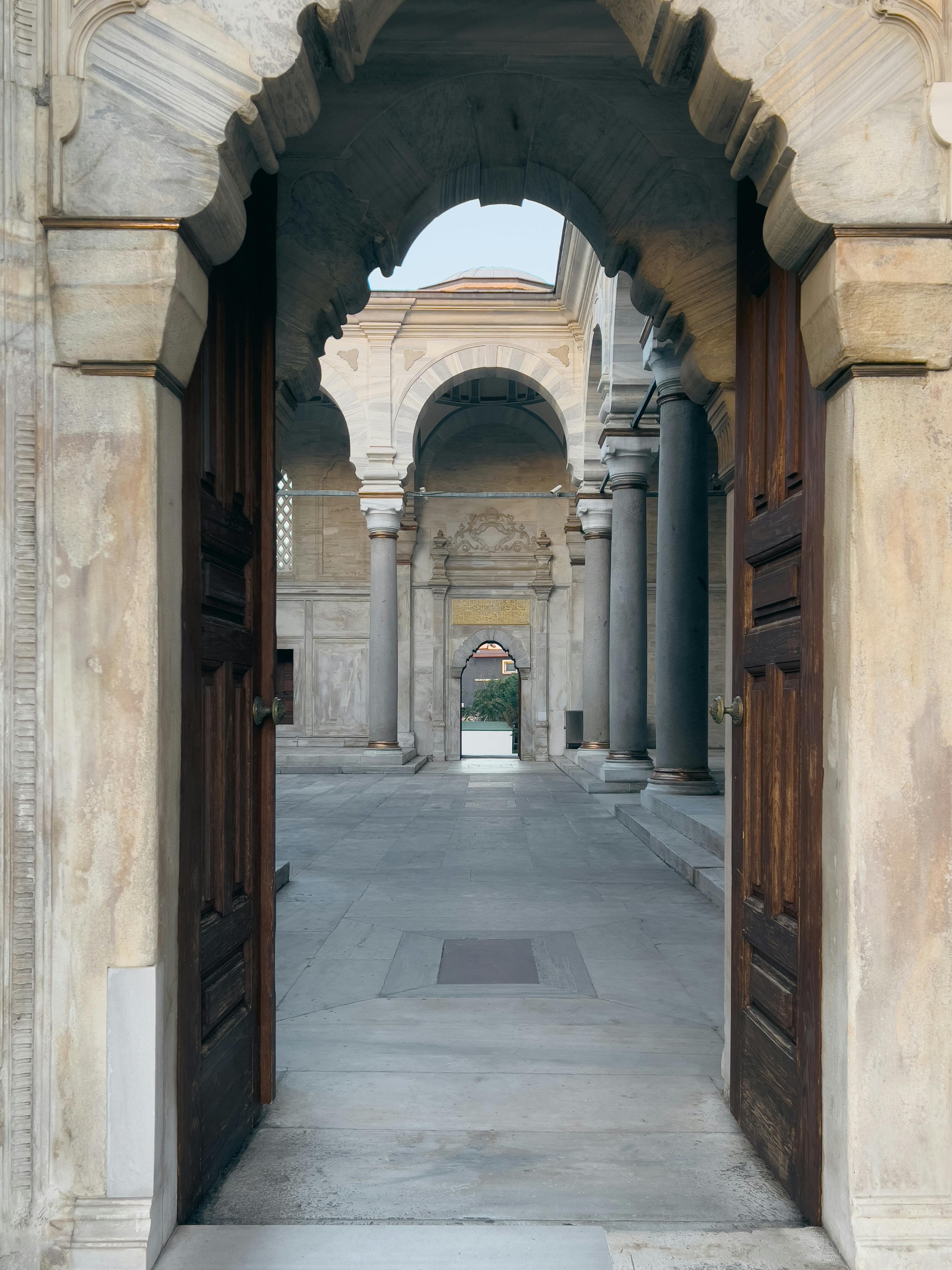 Suleymaniye Mosque Courtyard