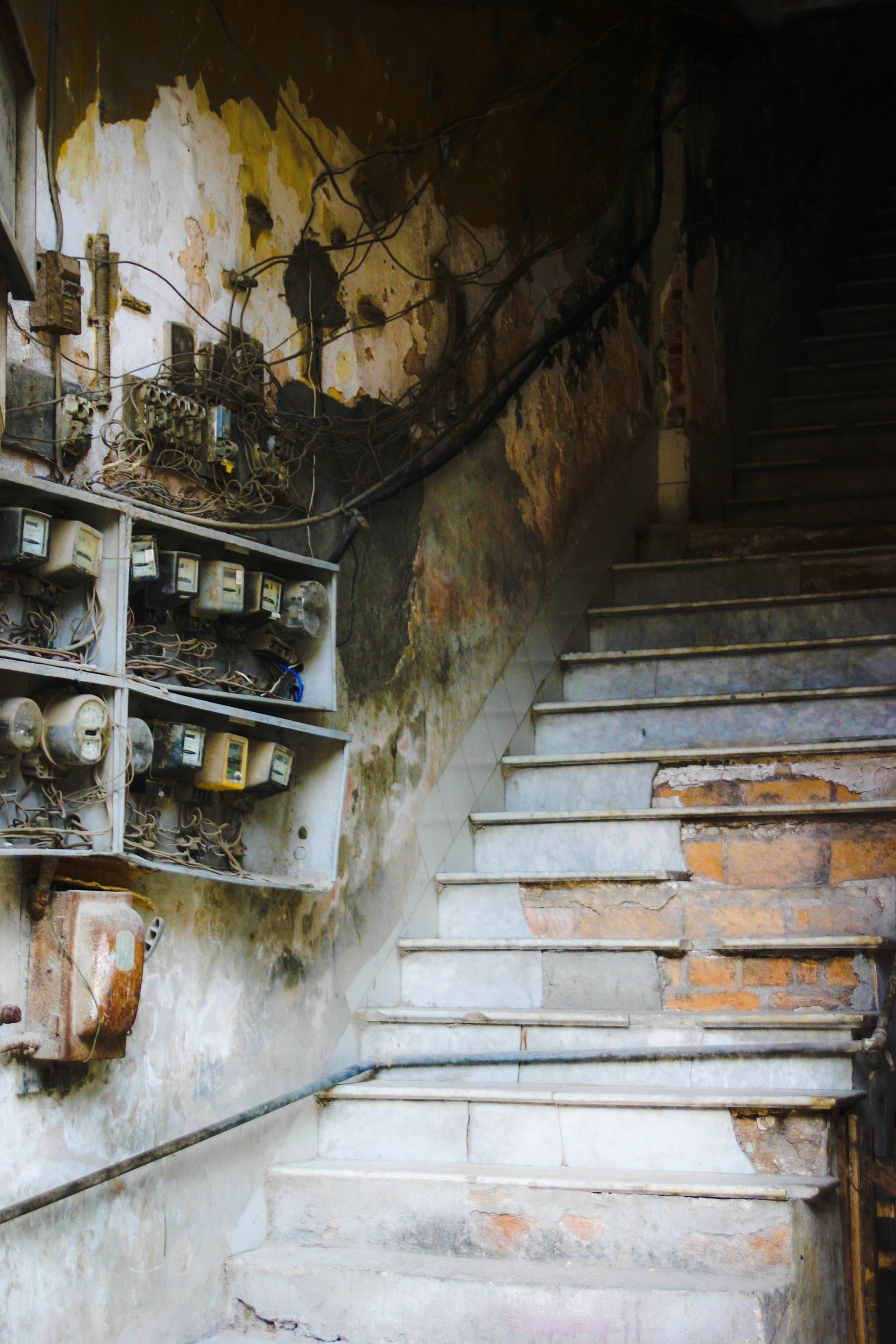 Damaged Wall and Stairs · Free Stock Photo