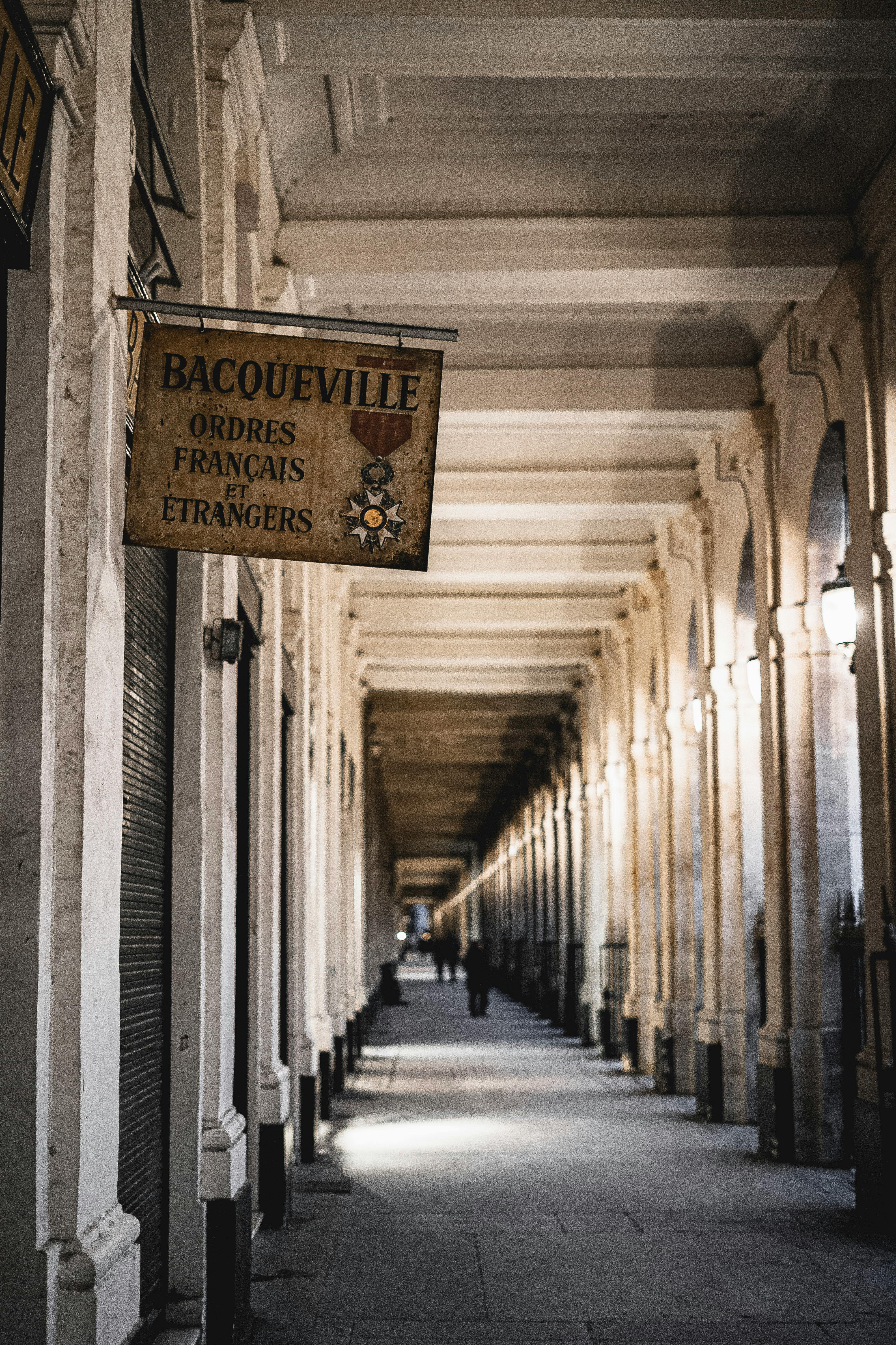 Hallway Long of an Arcade · Free Stock Photo