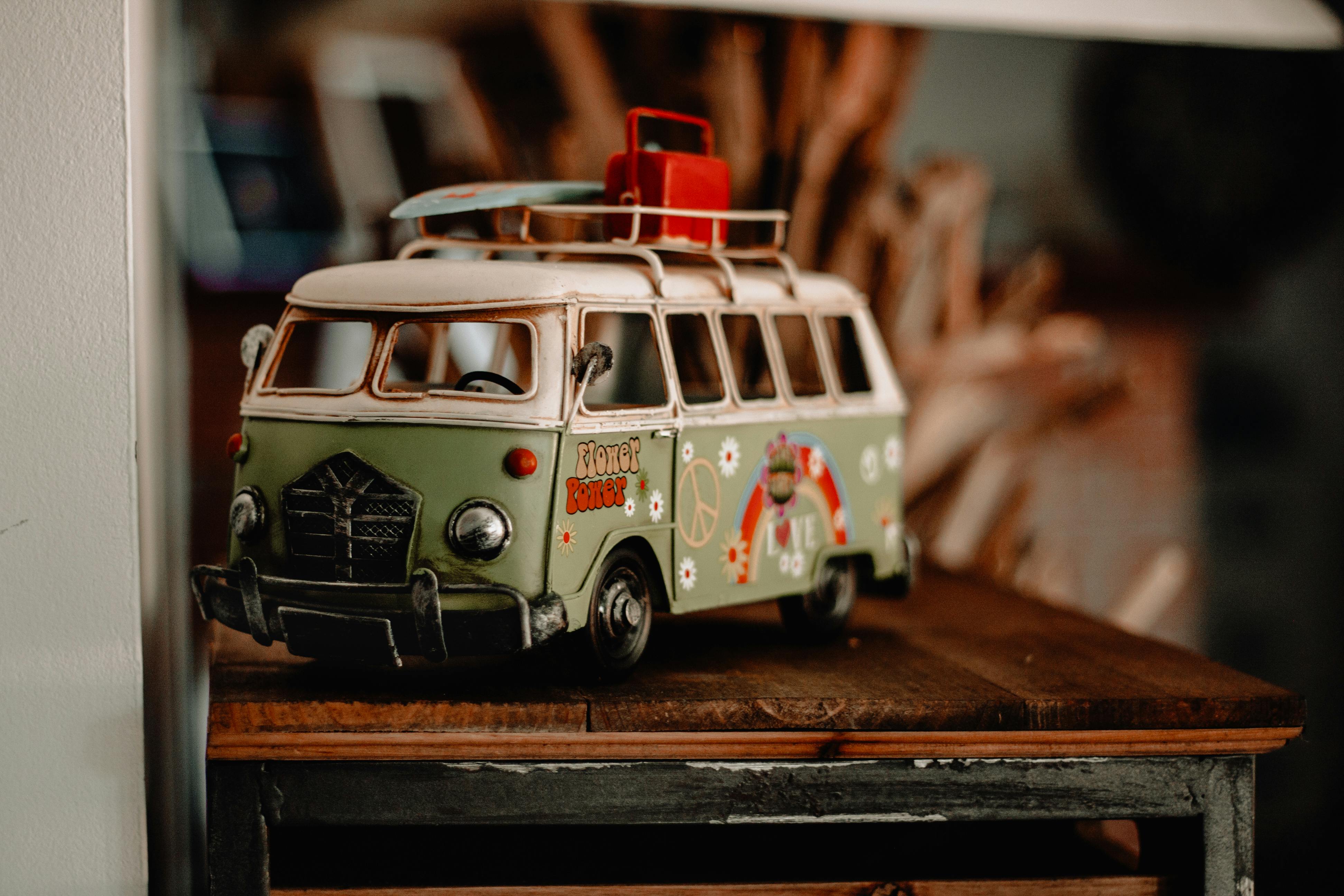 Vintage Toy Bus in Close Up · Free Stock Photo