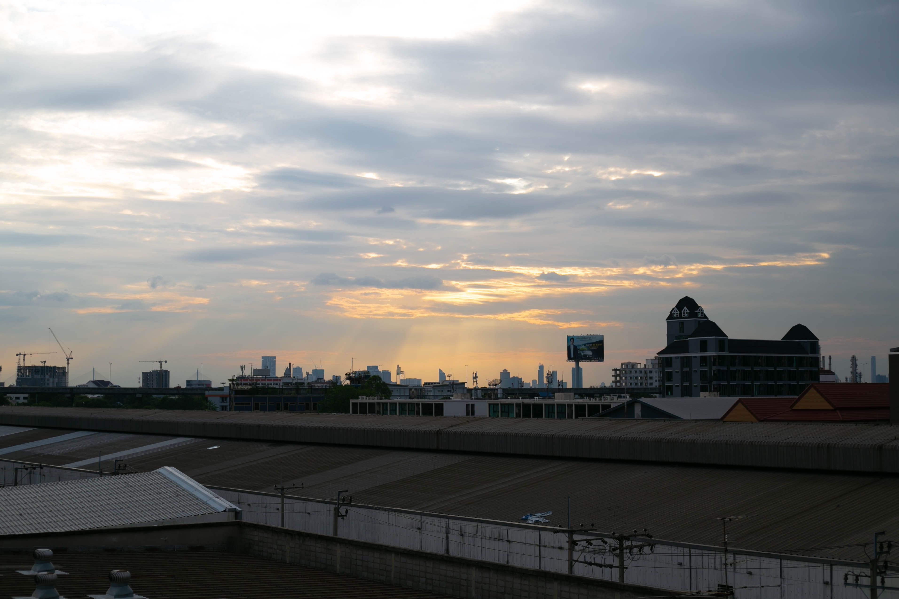 Anuchit - 写真