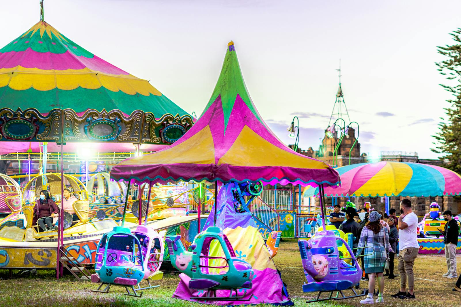 Amusement Park Rides Photos, Download The BEST Free Amusement Park ...