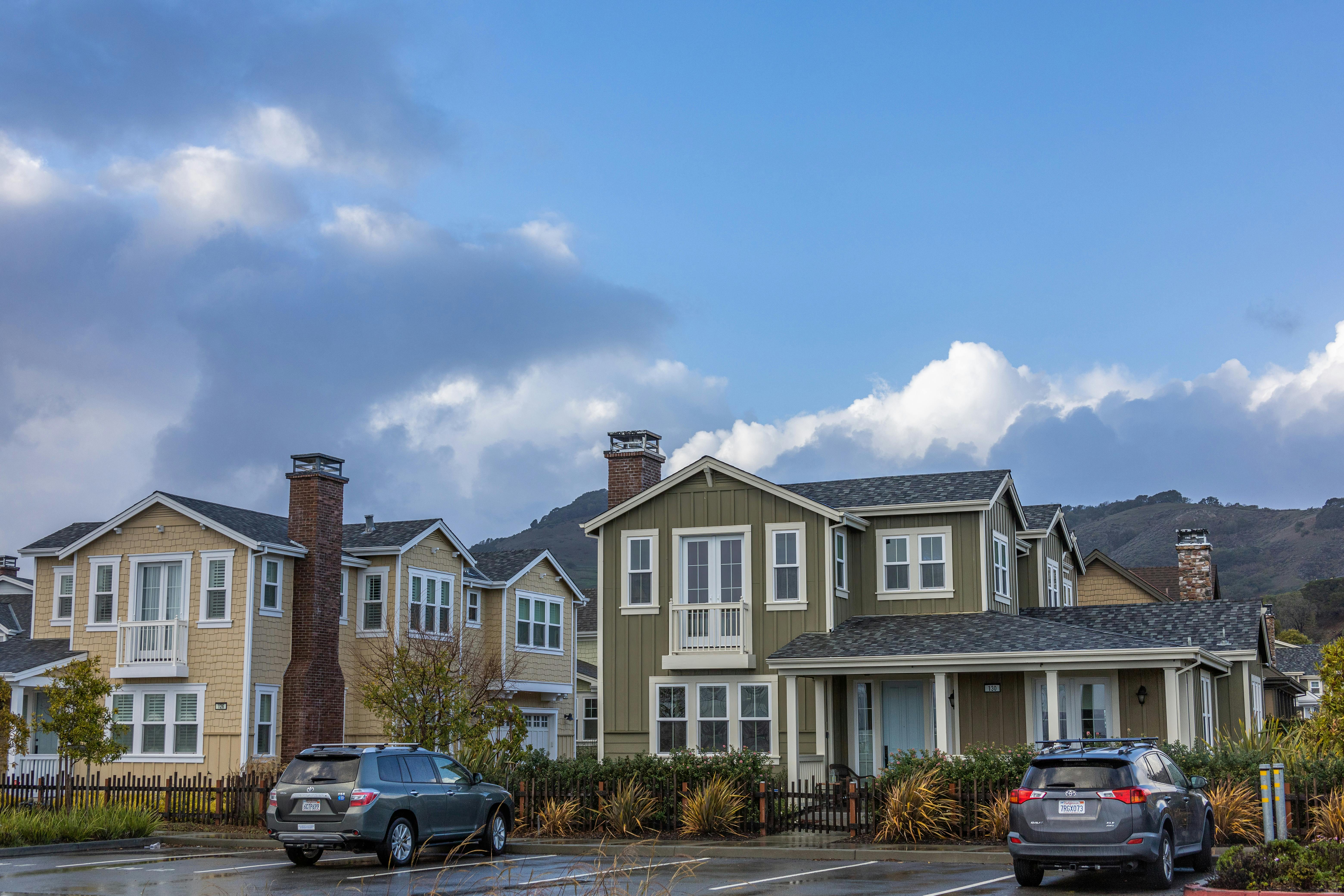 Family Suburbs Houses · Free Stock Photo